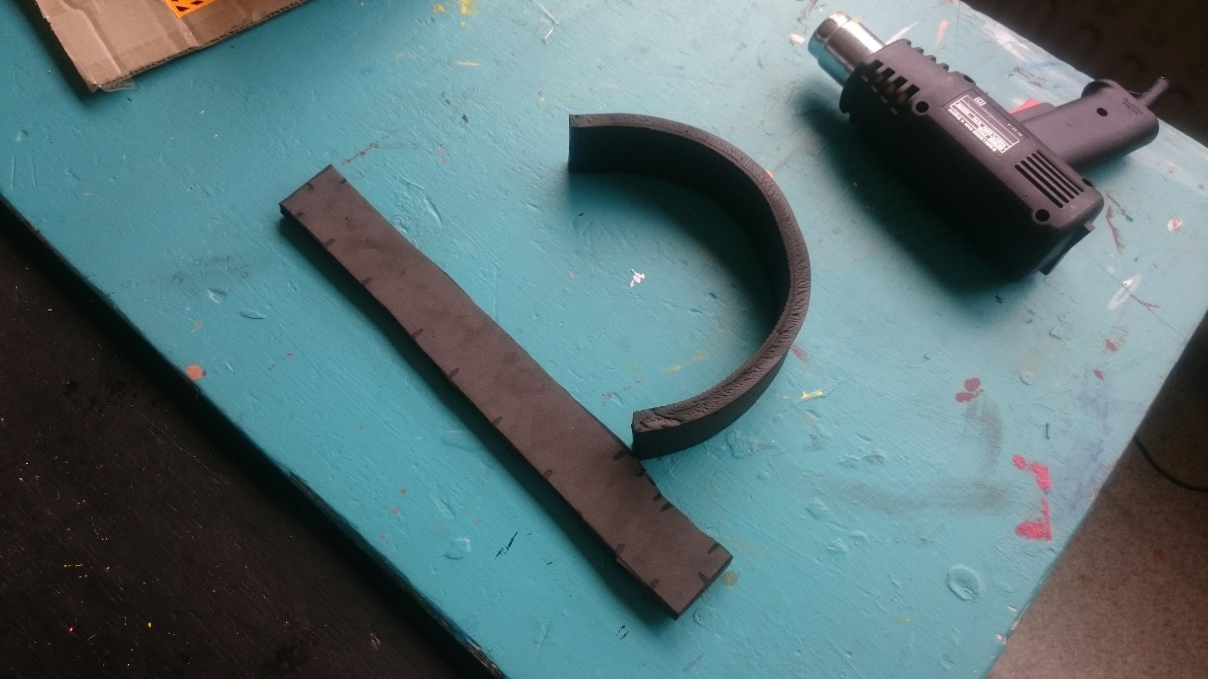 EVA Foam Robot Costume : 16 Steps (with Pictures) - Instructables