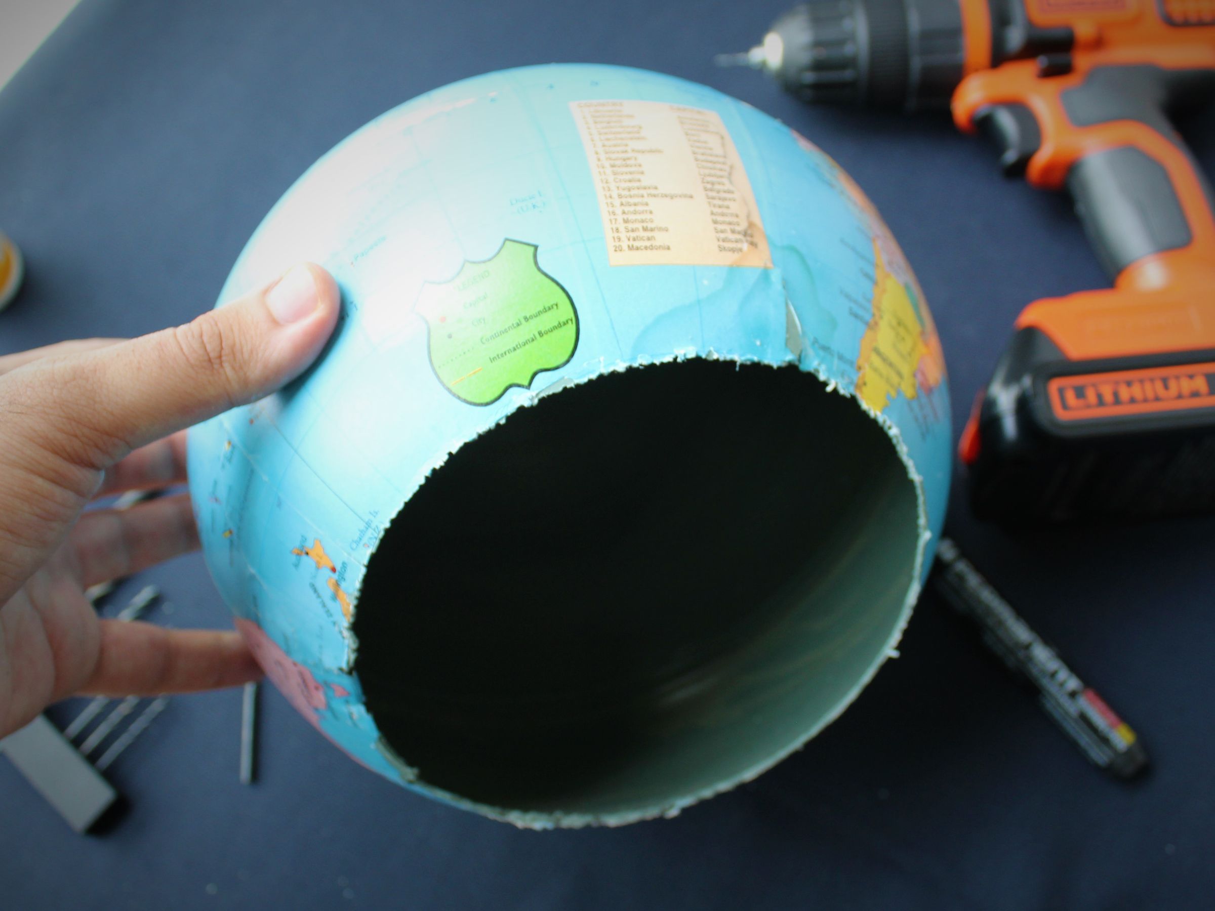 Upcycled Globe Lamp : 5 Steps (with Pictures) - Instructables