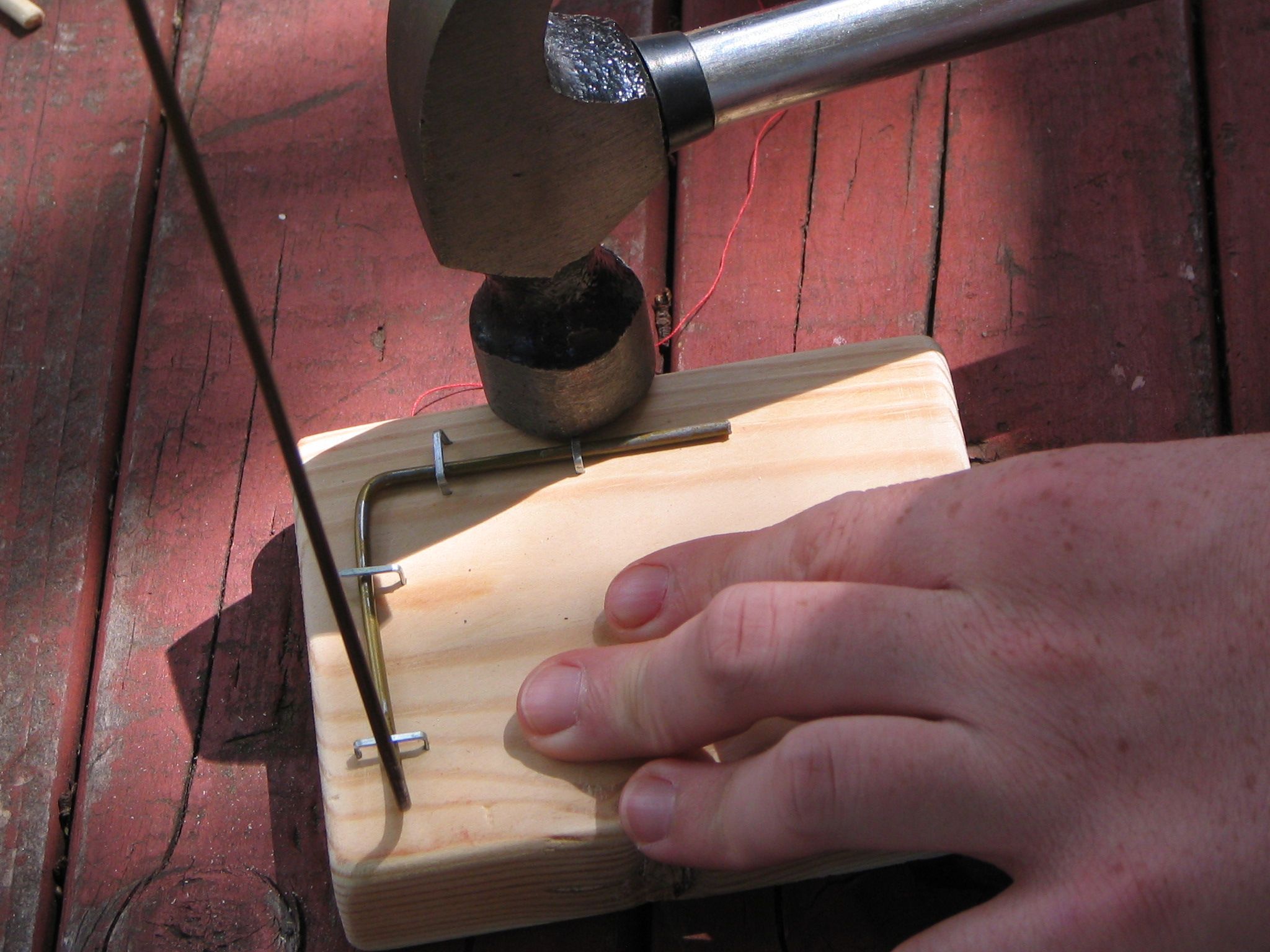 Thread Stand for Sewing Machines : 14 Steps - Instructables