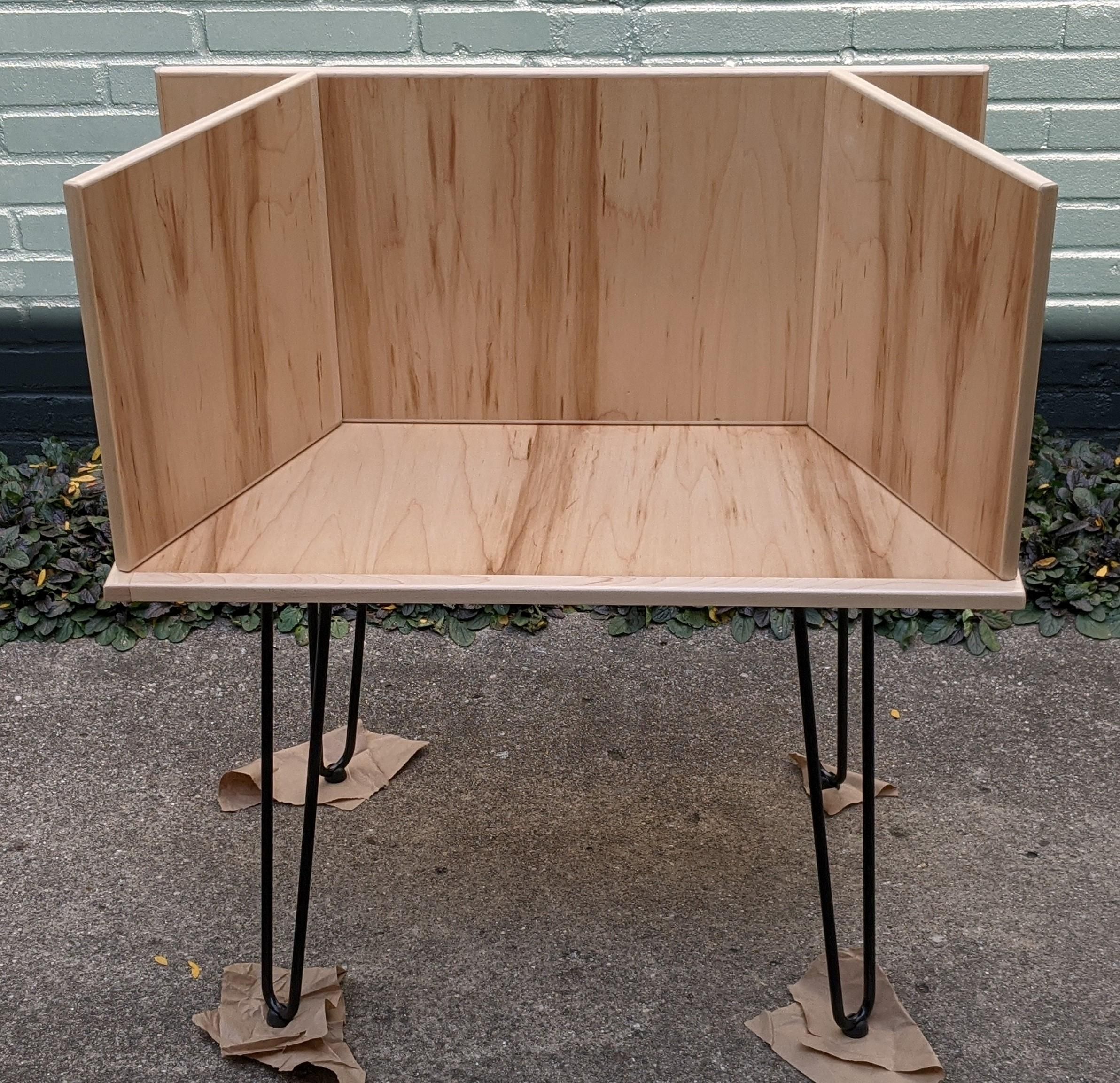 Kids Desk With Partitions : 4 Steps - Instructables