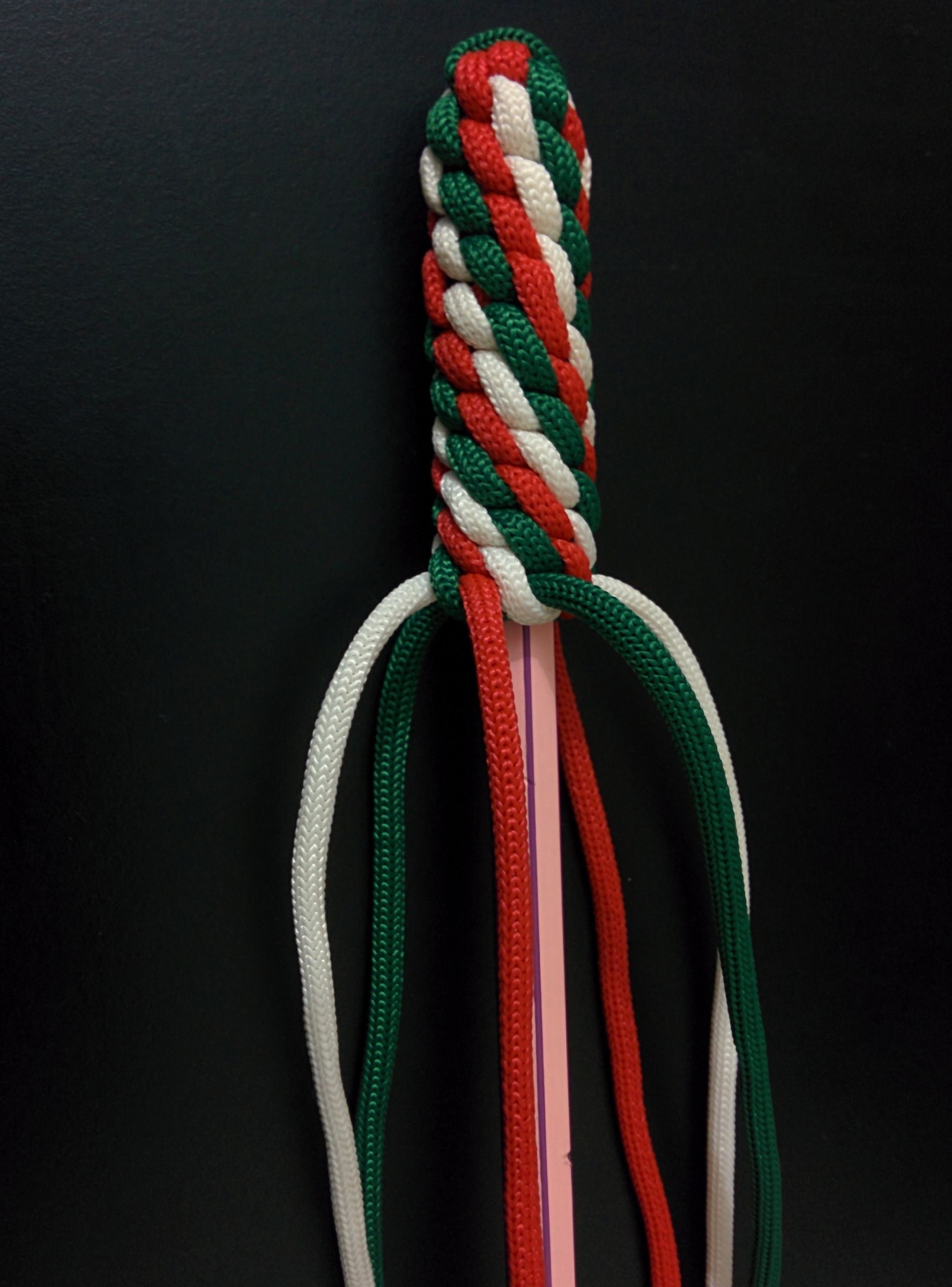 Paracord Fob With Hidden Compartment : 12 Steps (with Pictures ...
