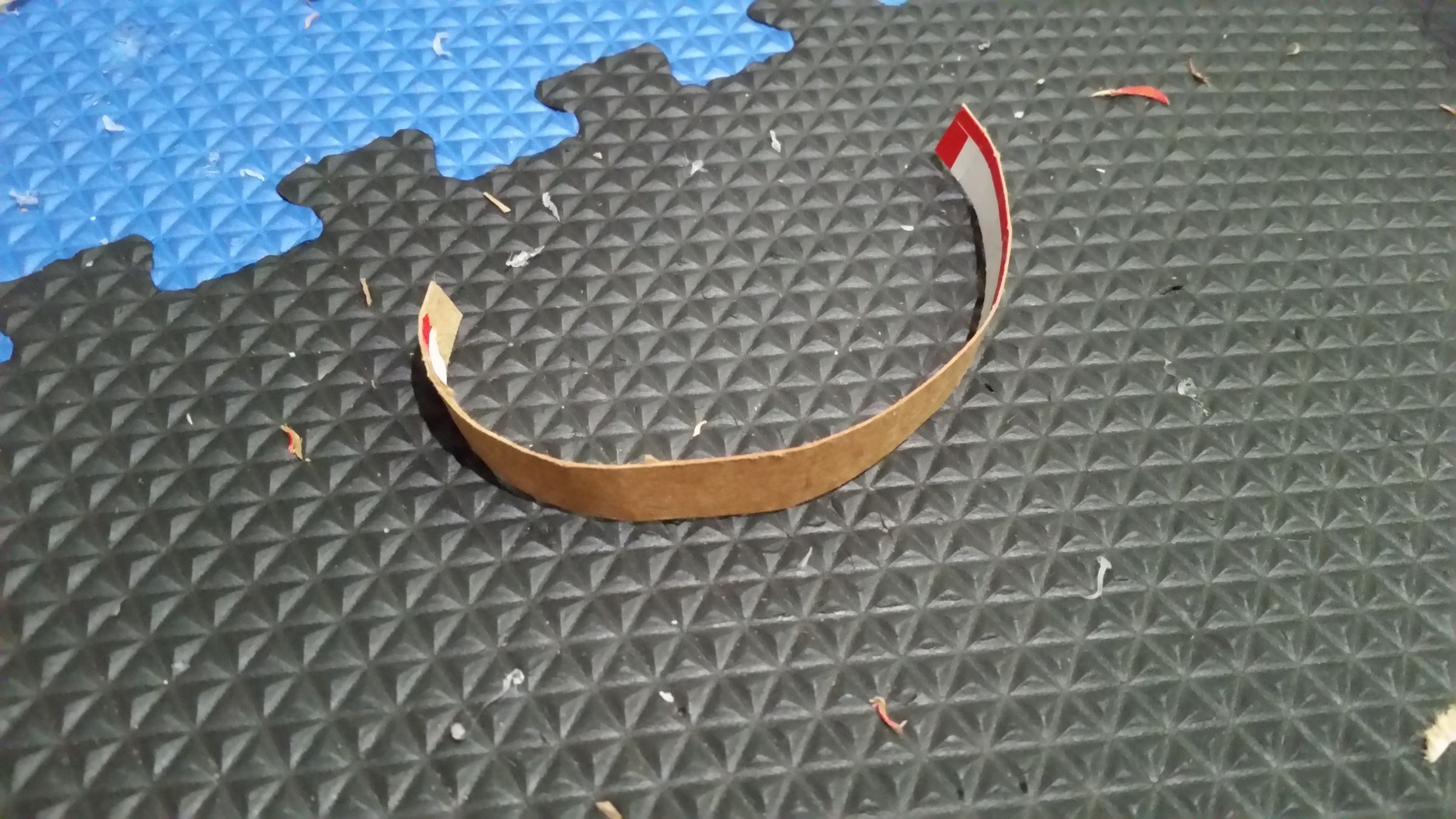 Working Cardboard Mandalorian Gauntlet: How to Make It : 14 Steps (with ...