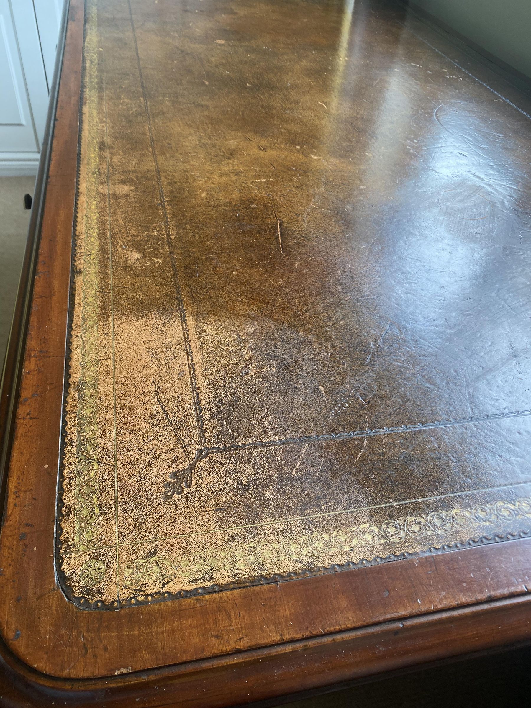Leather Top Desk Restored : 8 Steps - Instructables