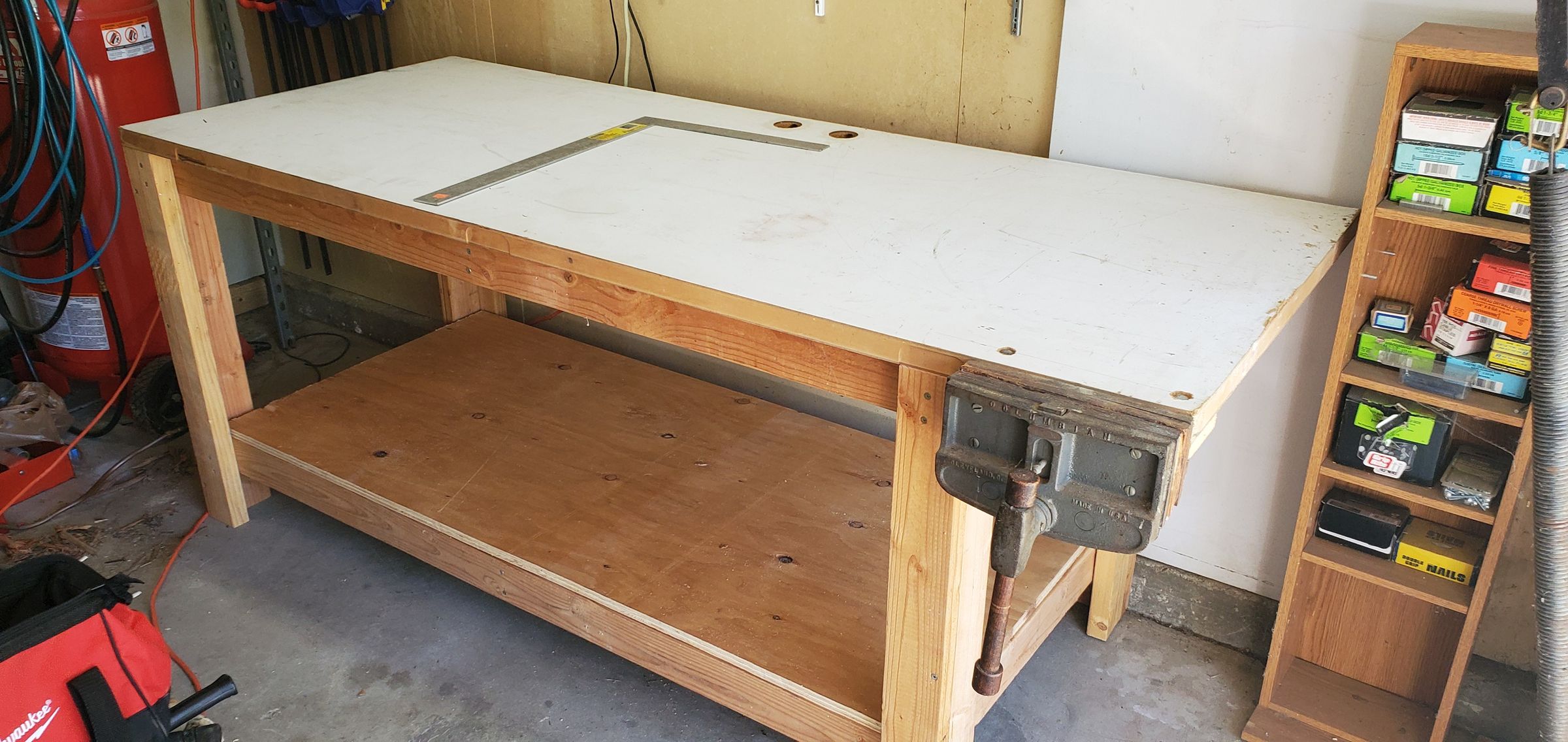 How to Build a Sturdy Workbench Inexpensively : 5 Steps (with Pictures ...