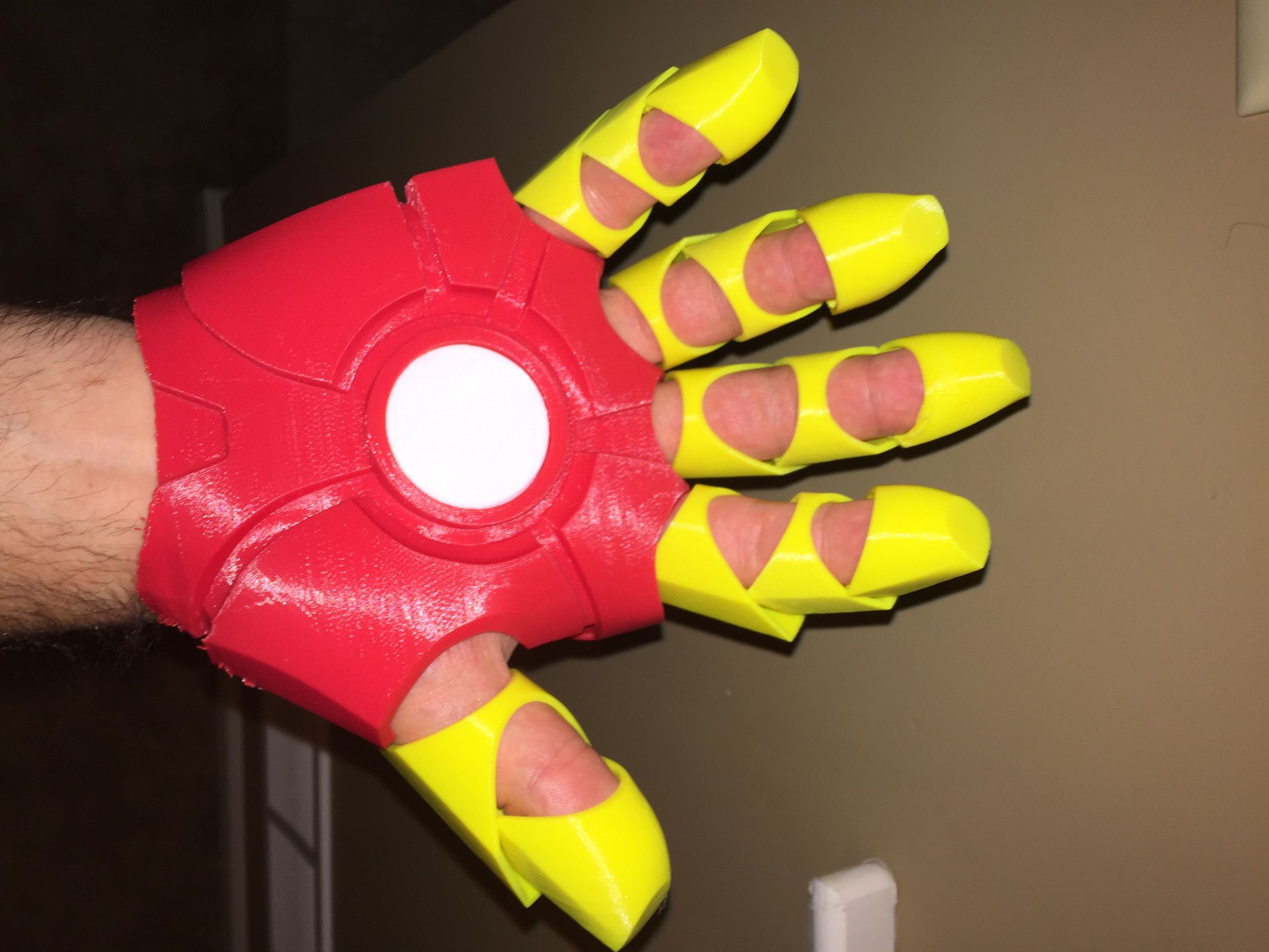 3D Printed: Iron Man Gauntlet : 13 Steps (with Pictures) - Instructables