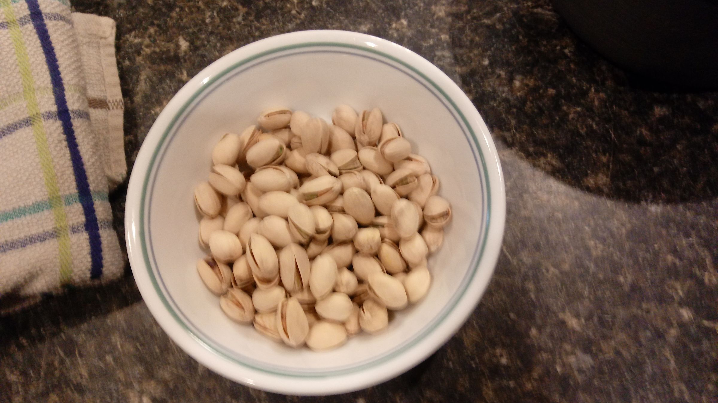 How to Shell Pistachios Easily : 8 Steps - Instructables