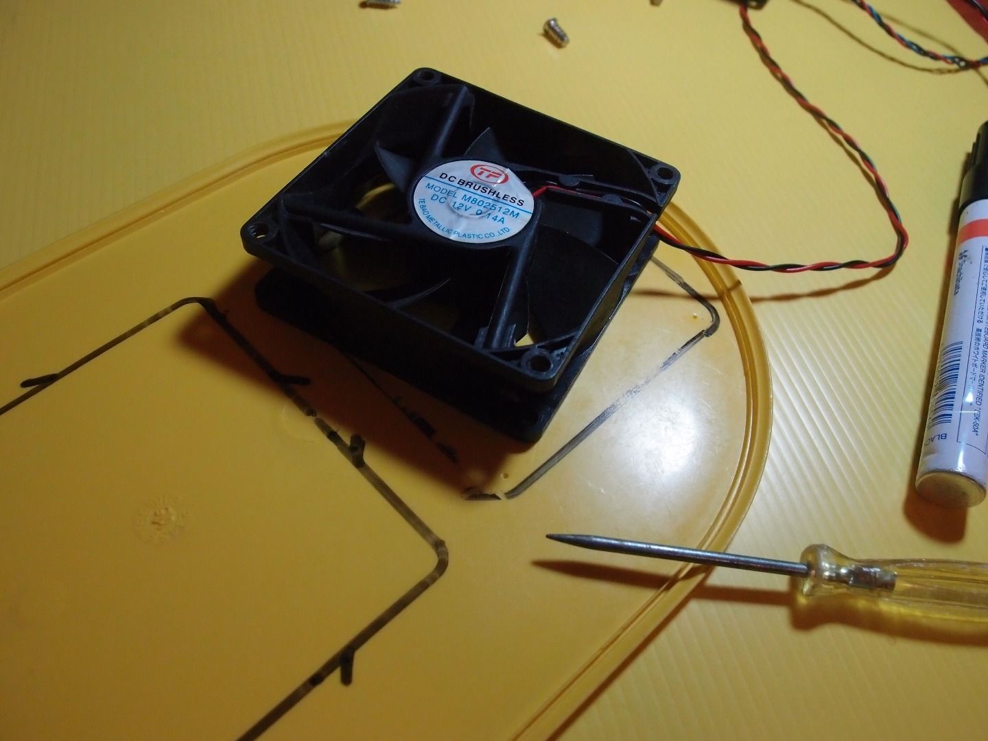 Simple and Cheap Air Cooler With Computer Fans : 6 Steps (with Pictures ...