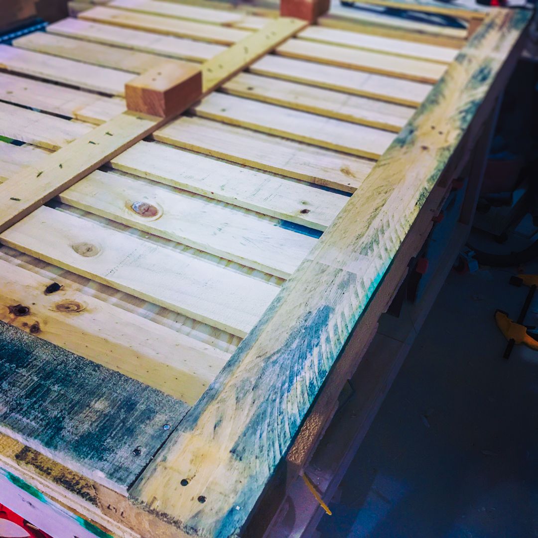 DIY Dining Room Pallet Decor : 6 Steps (with Pictures) - Instructables