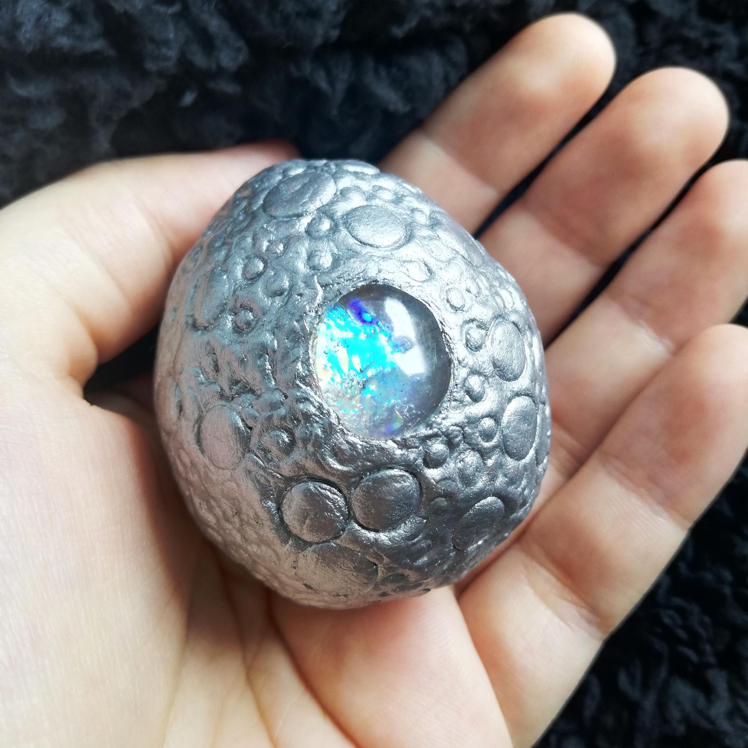 Holographic Gemstones From CDs : 9 Steps (with Pictures) - Instructables