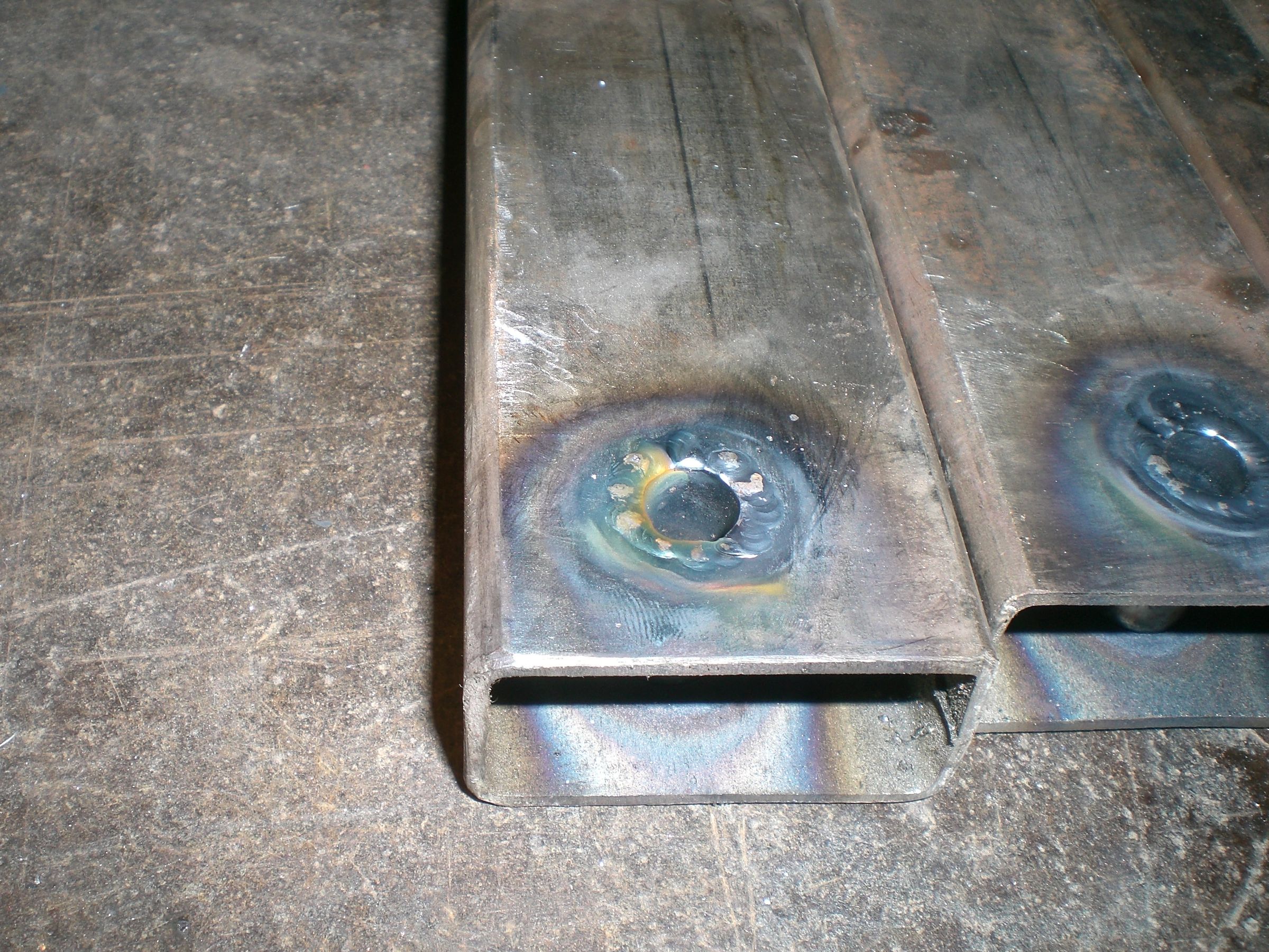 Six Legged Walker With Strong Joints! : 8 Steps - Instructables