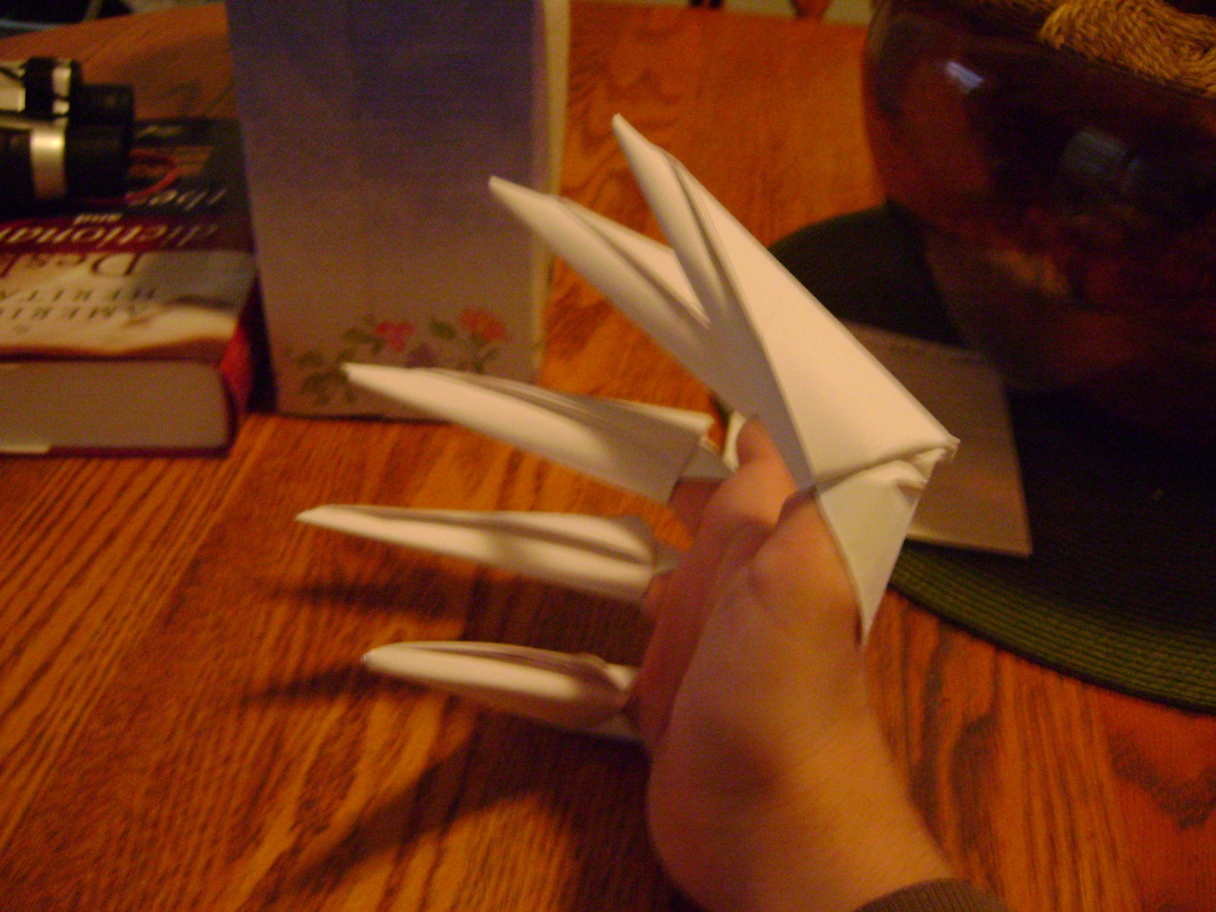 Paper Claw : 8 Steps - Instructables