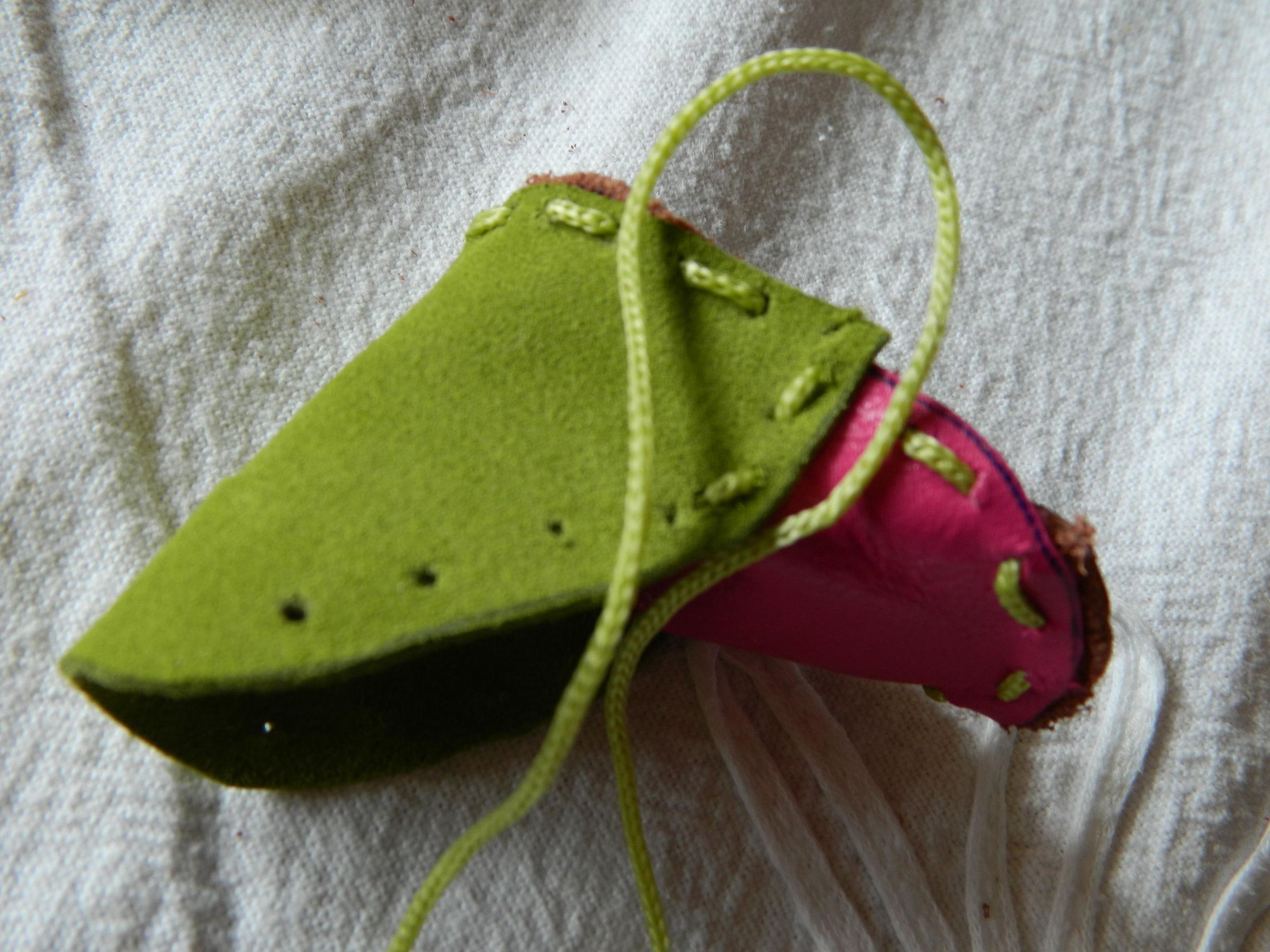 Leather Shoe Key Chain : 14 Steps (with Pictures) - Instructables