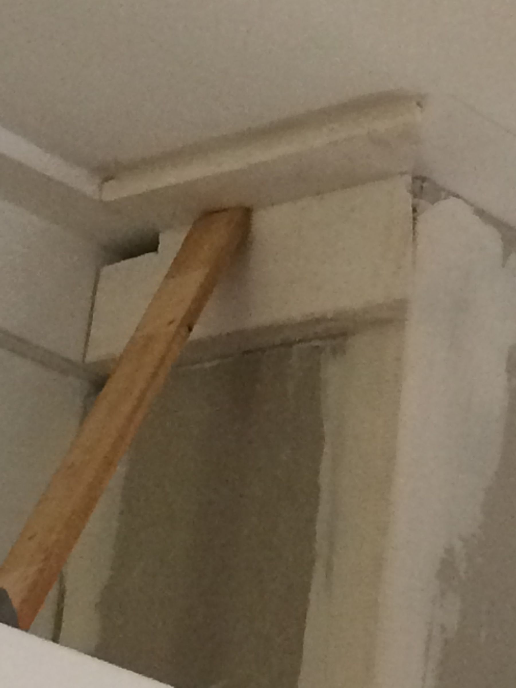Try Your Hand at Installing Cornice : 5 Steps (with Pictures ...