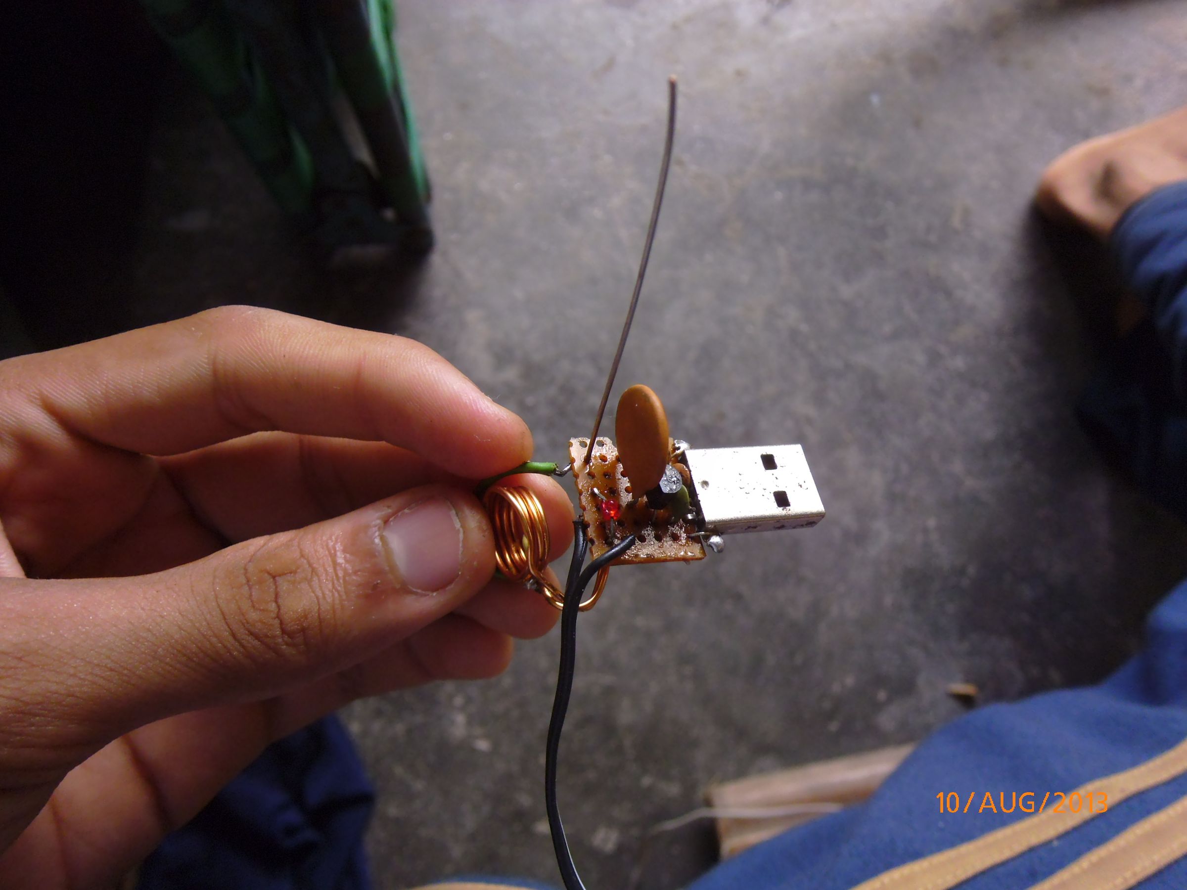 DIY- HOW TO MAKE WIRELESS HEADPHONES : 8 Steps (with Pictures ...