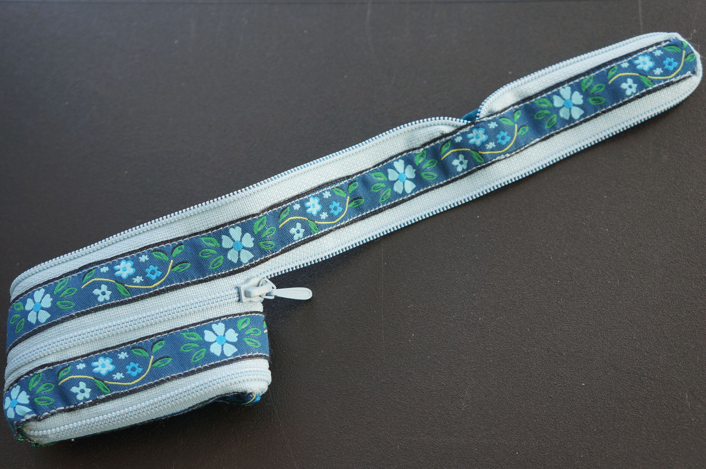Zip-it-up Pouch : 9 Steps (with Pictures) - Instructables