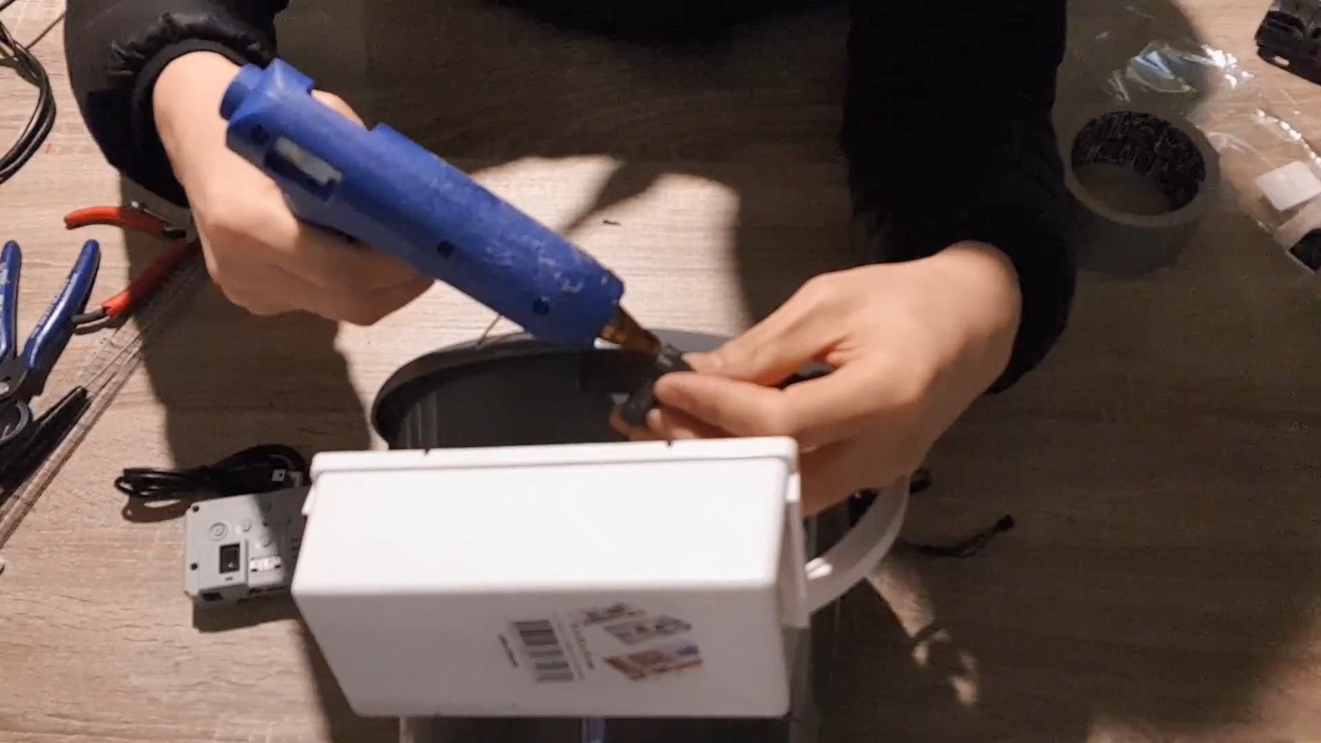 Trash Bin Robot - Giant Hungry Robot : 11 Steps (with Pictures ...