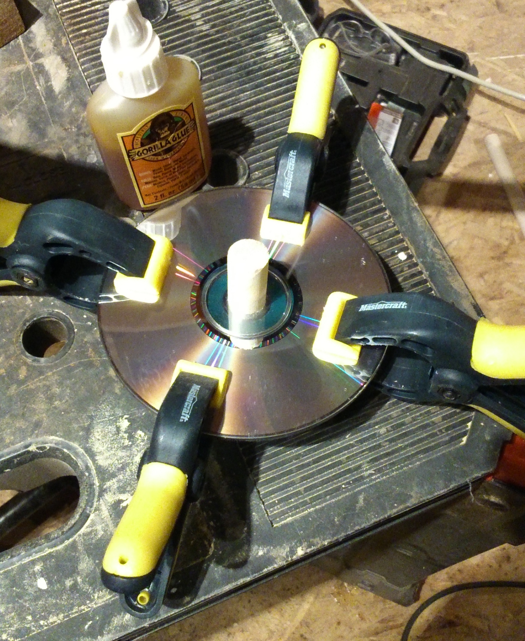 Curve Template for Edge Cutting Using a Router : 5 Steps - Instructables