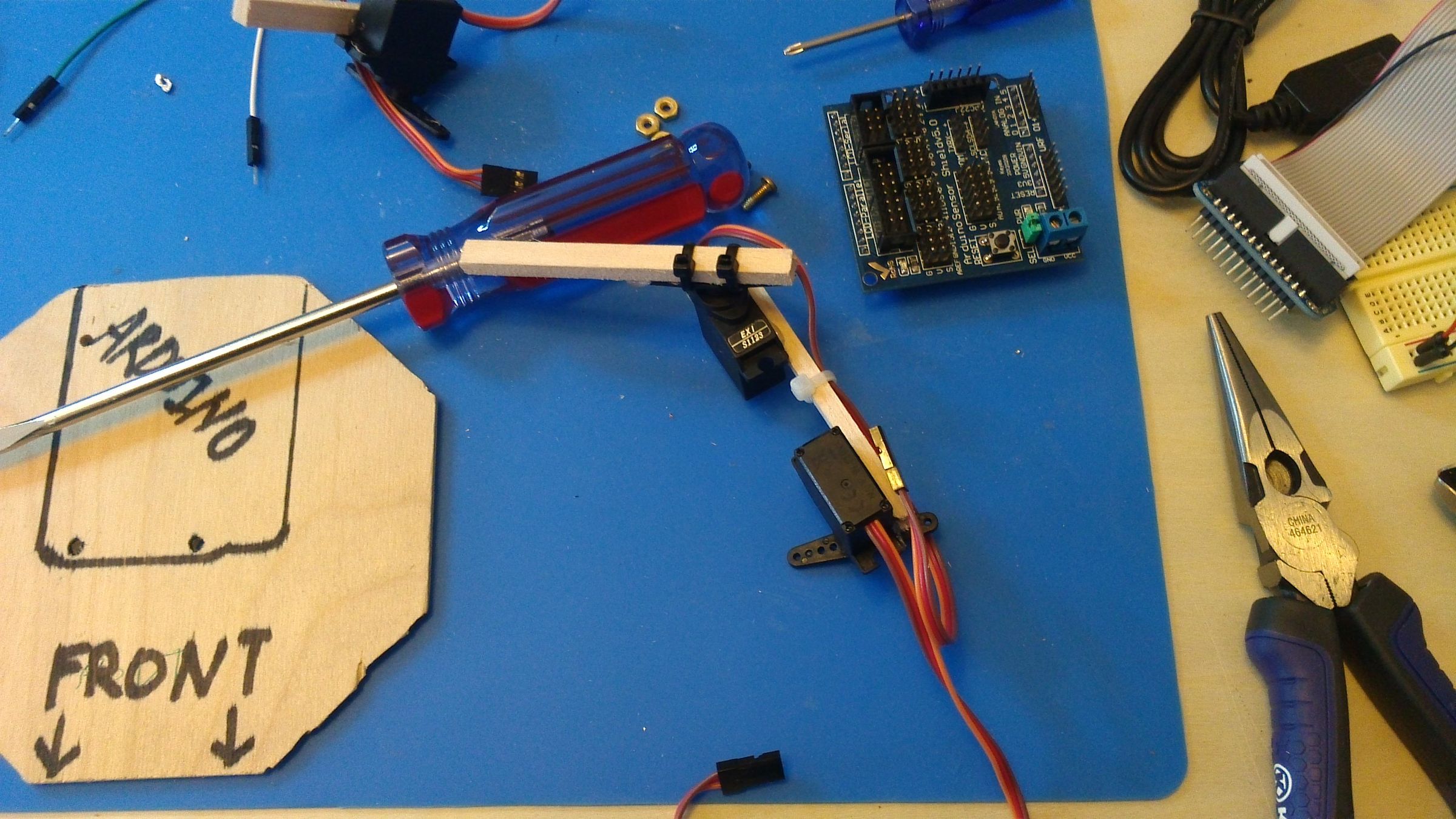 Basic Quadruped Platform! : 7 Steps - Instructables