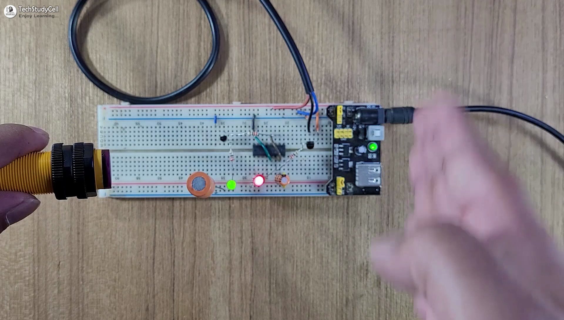Motion Sensor Switch Using IR Proximity Sensor | CD4017 IC Projects ...
