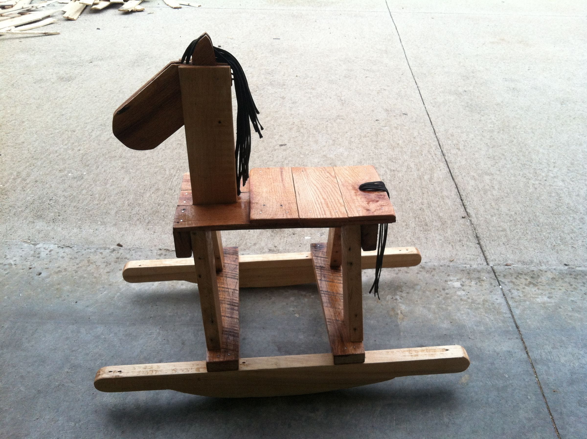 Rocking Horse Pallet Art: How to Make Your Own Rustic Rocking Horse : 8 ...
