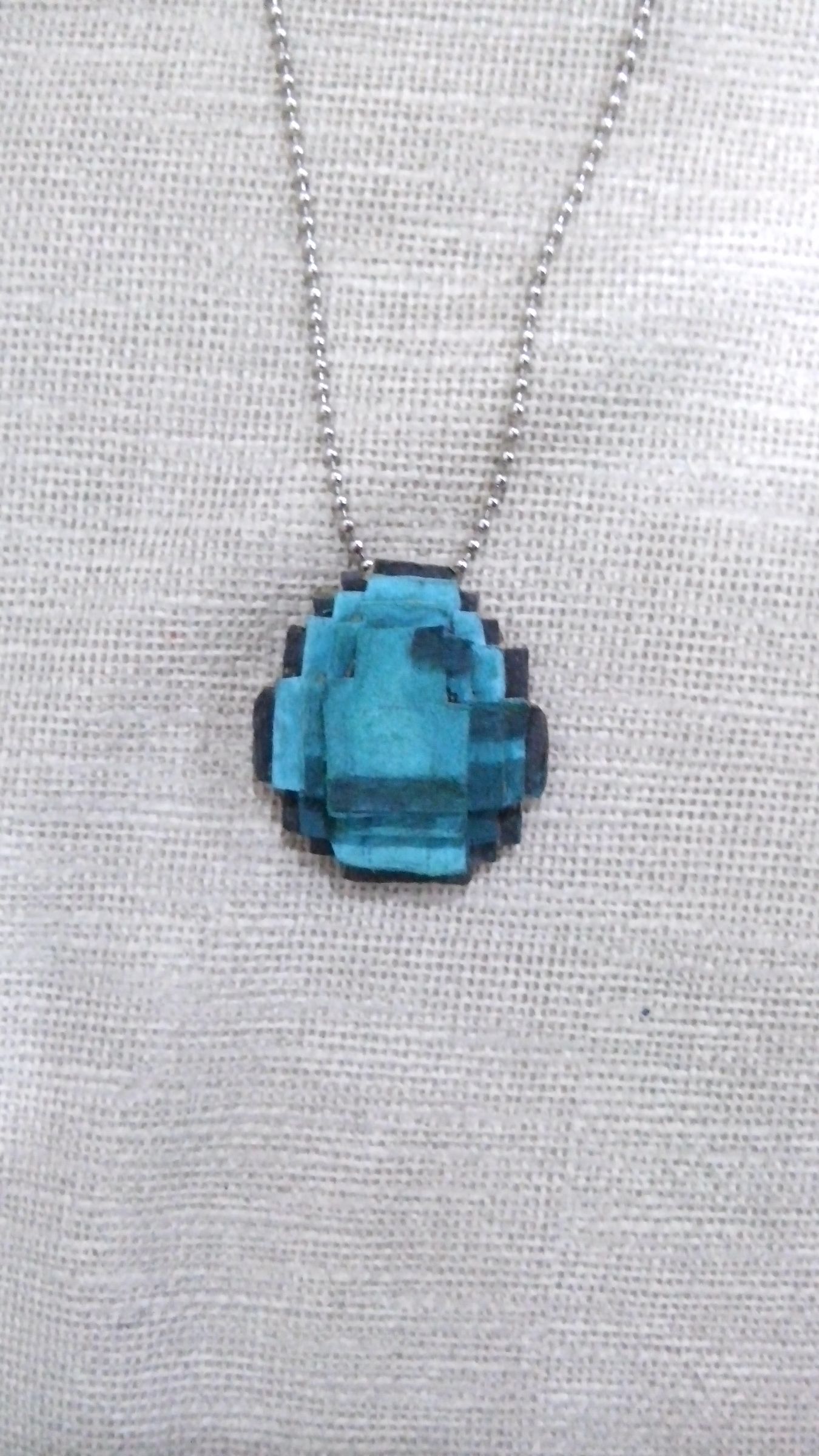 Minecraft Diamond Necklace : 6 Steps (with Pictures) - Instructables