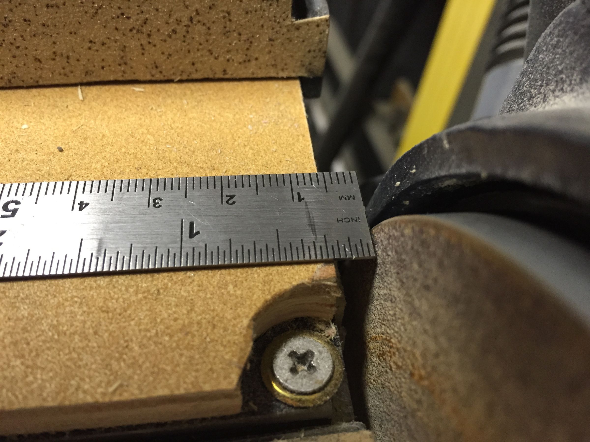 Corner Rounding Jig for a Disk Sander : 7 Steps - Instructables