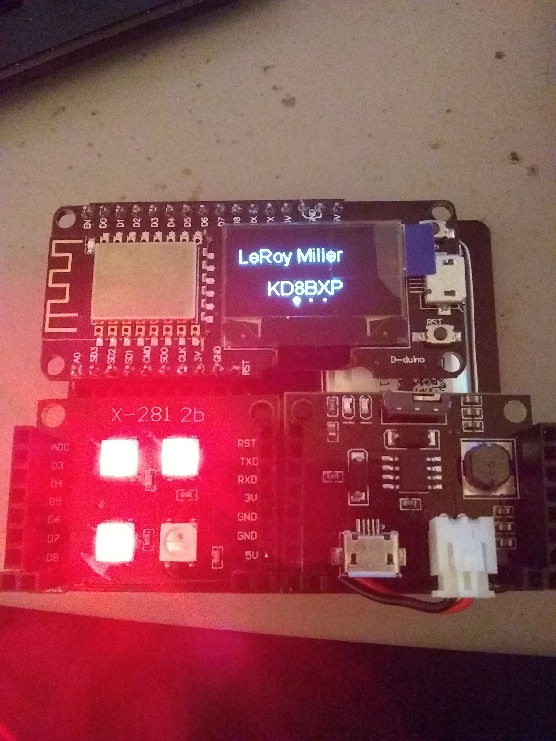ESP32/X-Project Cheerlight Badge Using MQTT : 5 Steps (with Pictures) - Instructables