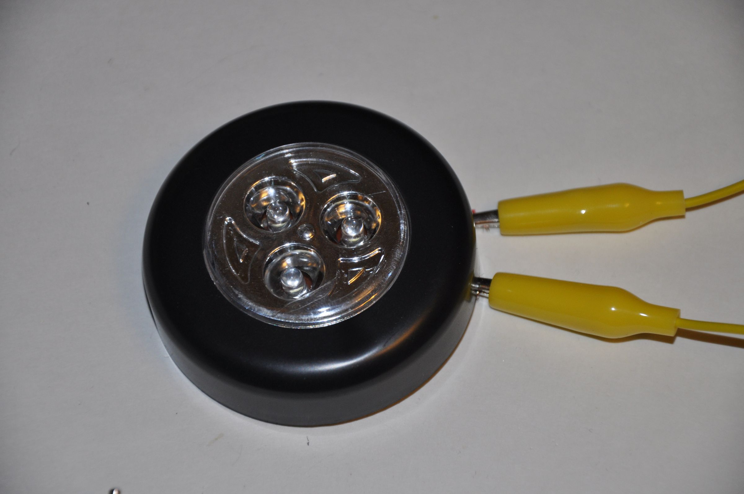 The Super Capacitor Flashlight With Custom Charger and Voltage Booster ...