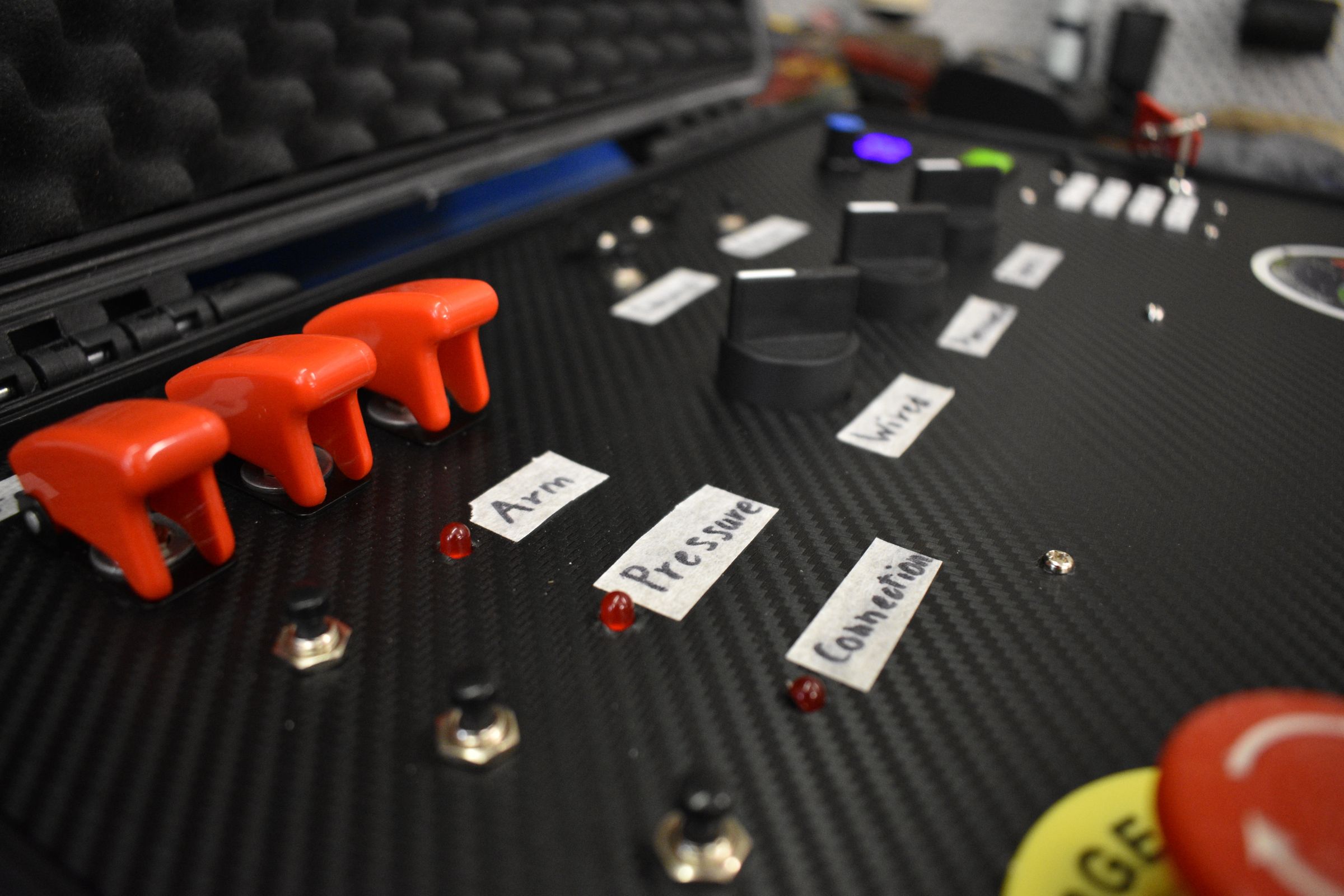 Overkill Model Rocket Launch Controller! : 9 Steps (with Pictures ...