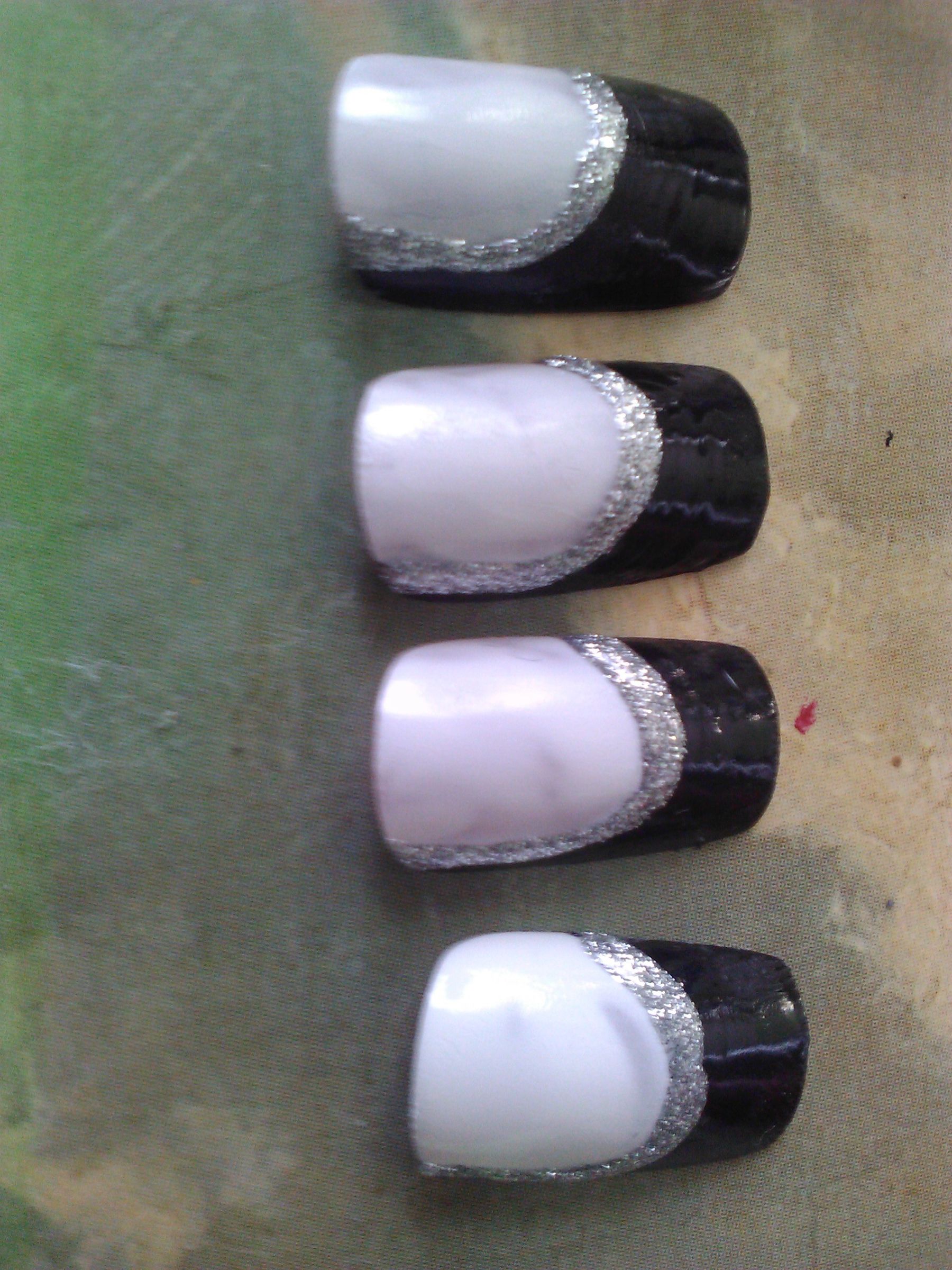 How to Make Clock Nail Art : 5 Steps - Instructables