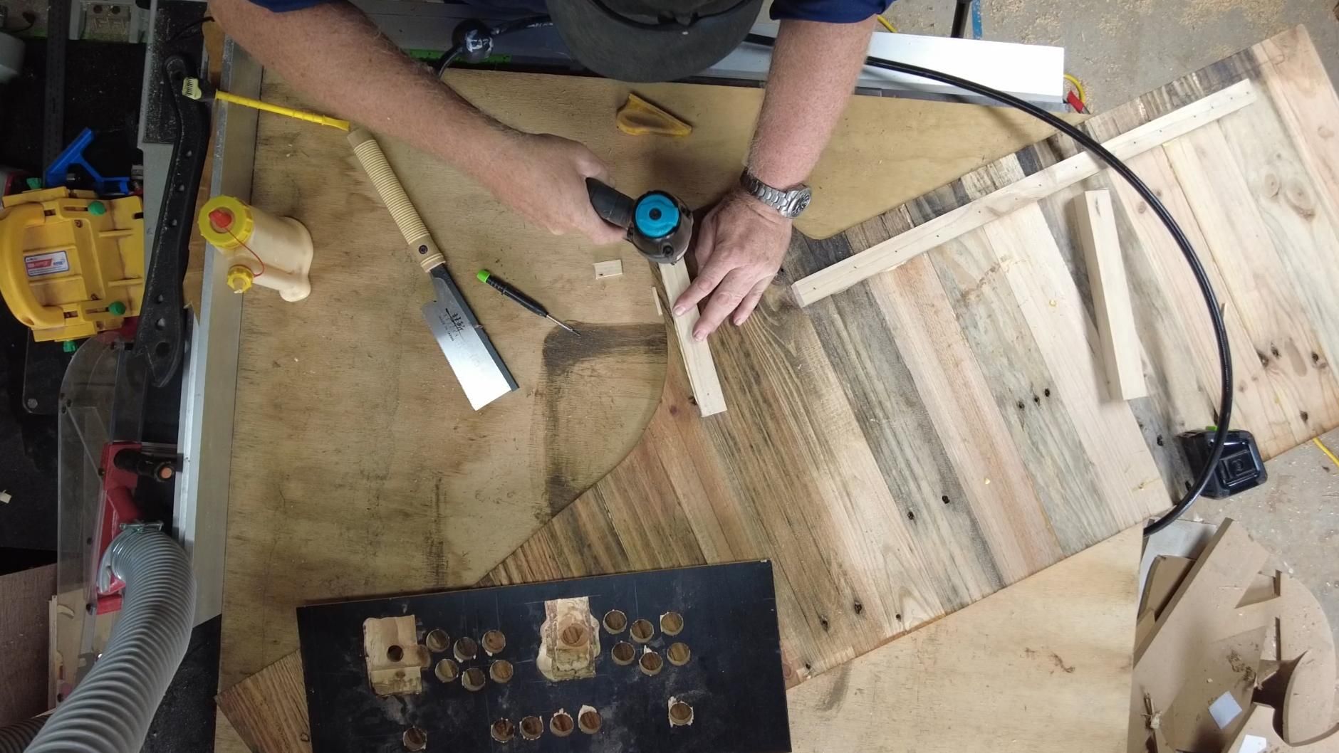 Arcade Machine for the Lounge Room - From a Pile of Old Pallets : 16 ...