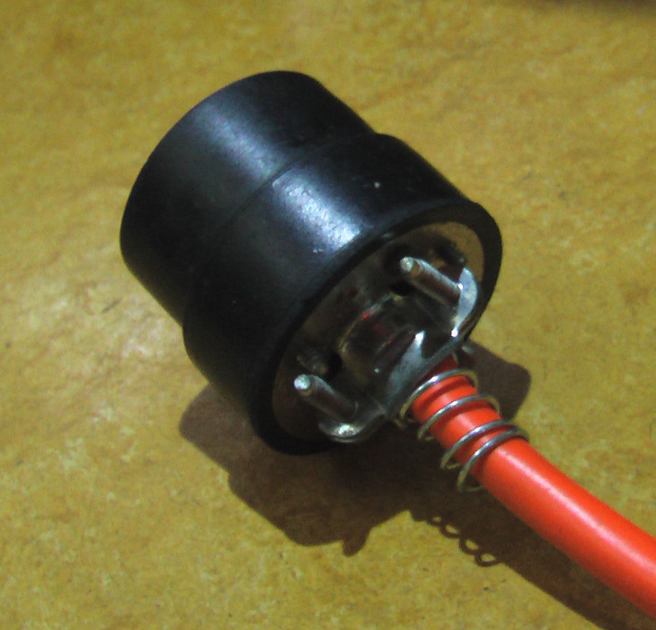Extension Cord: Repair and Modify : 5 Steps - Instructables