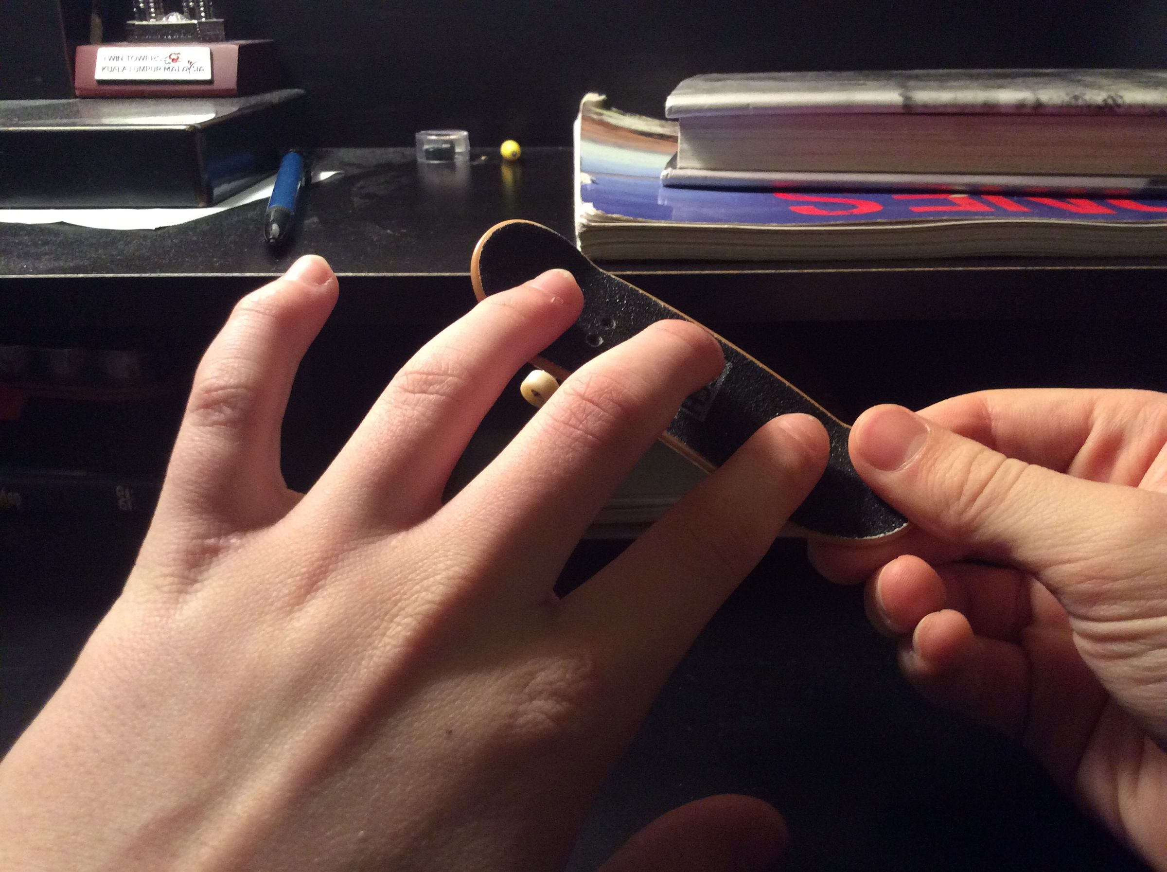 How to Ollie on a Tech Deck : 4 Steps - Instructables