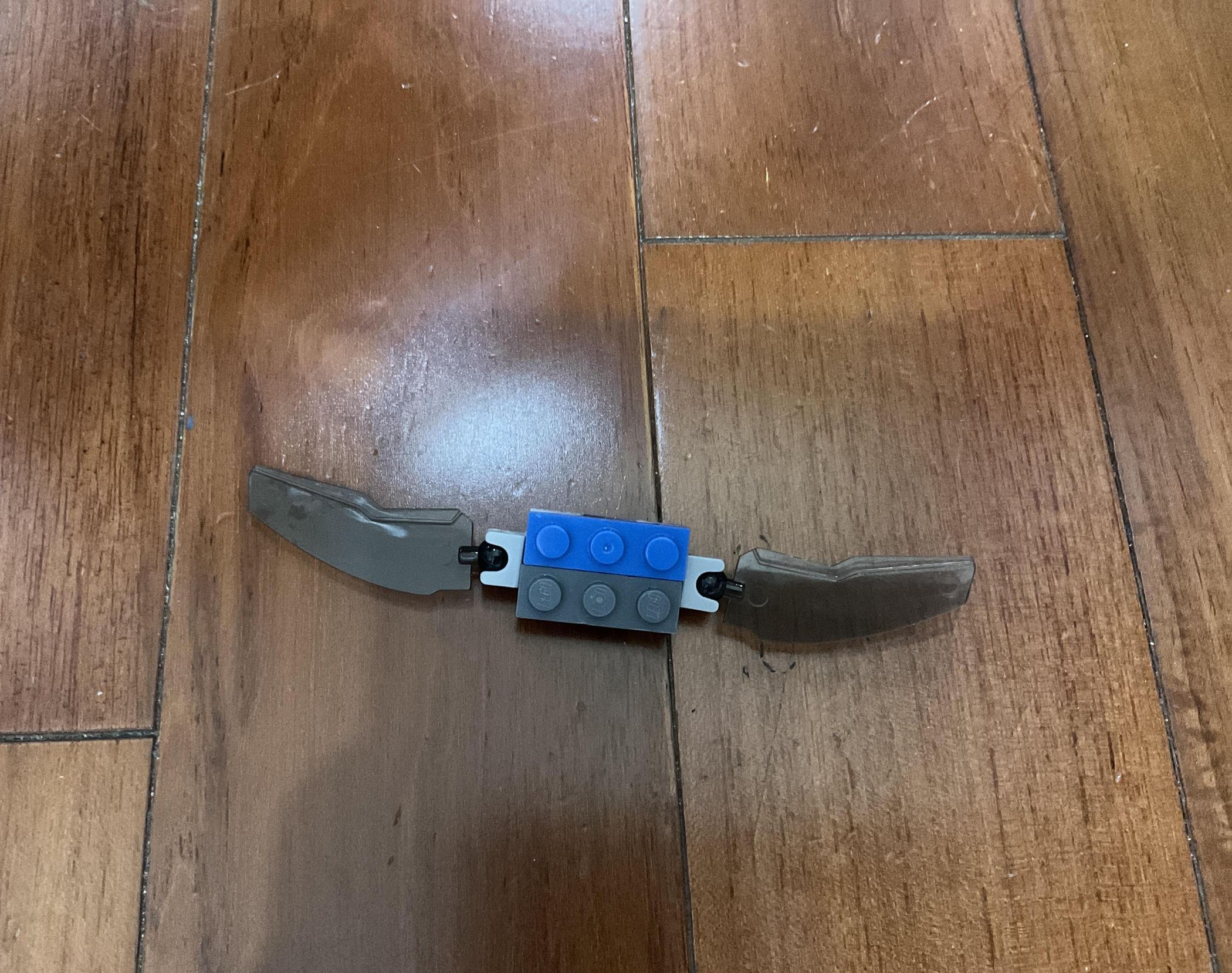 Lego Wings for Lego Man : 5 Steps - Instructables