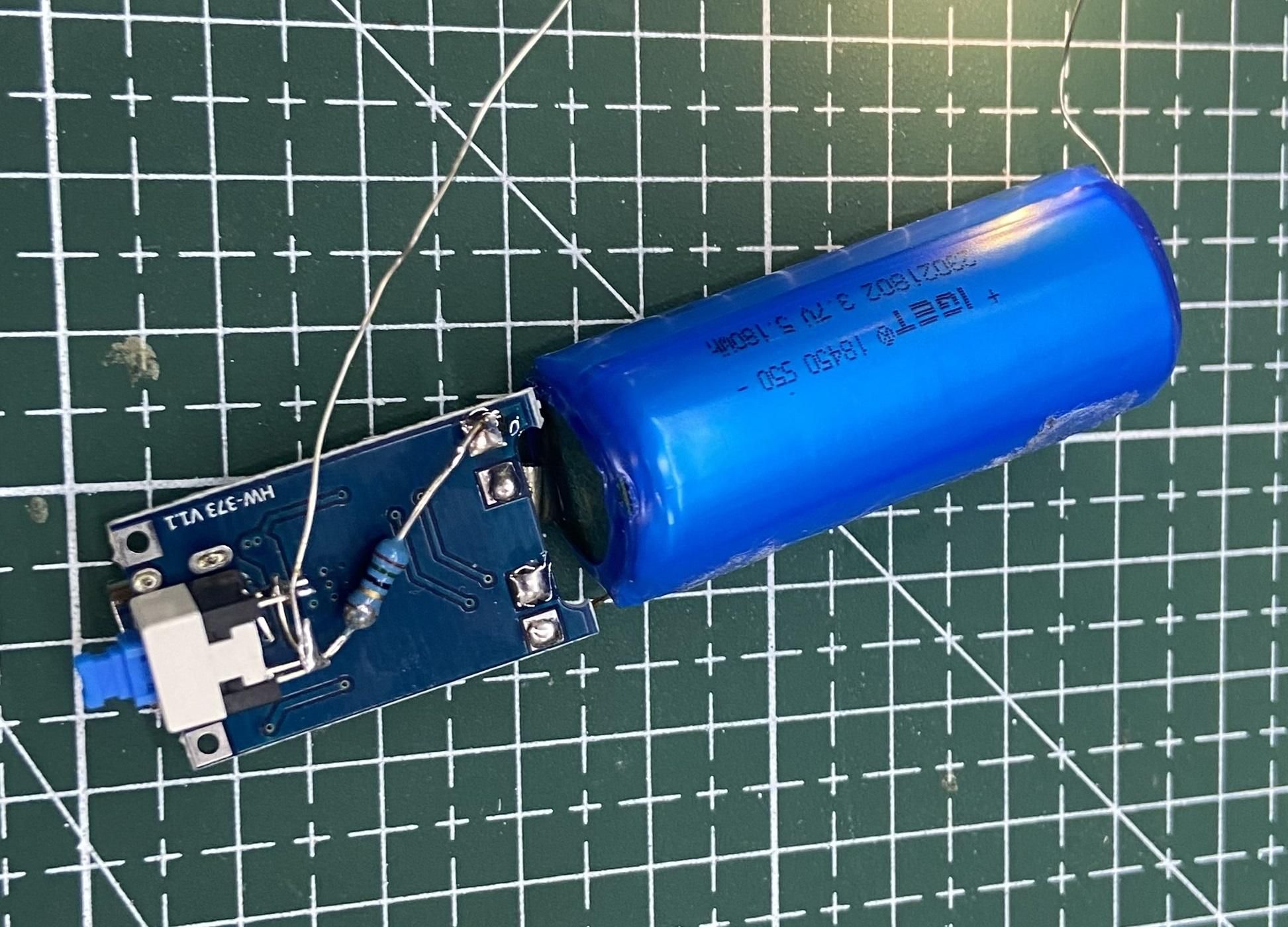 Bottle Light - Upcycle Vape Battery : 4 Steps - Instructables