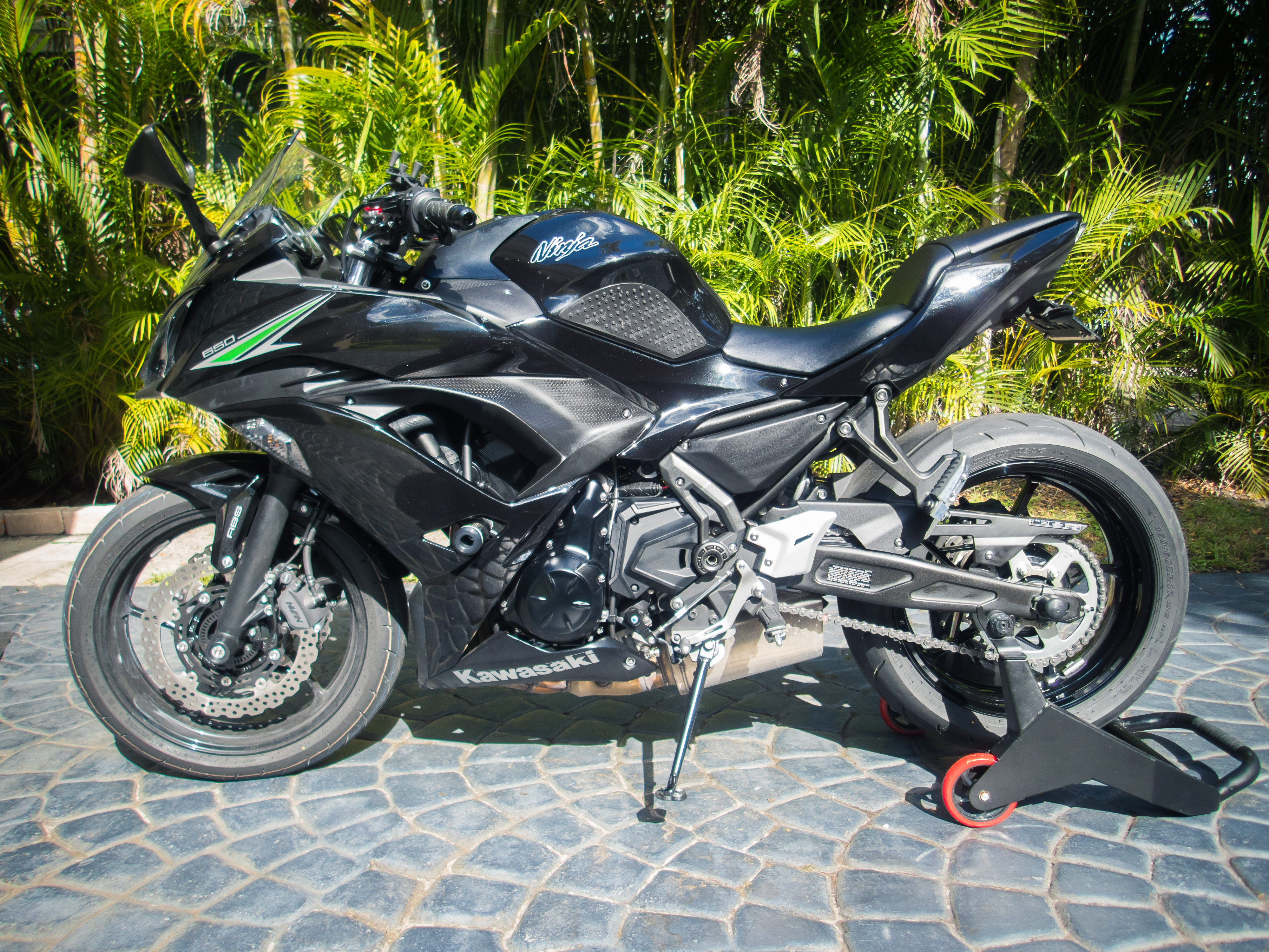 DIY - Motorcycle Chain Tension Adjustment & Rear Wheel Alignment : 13 ...