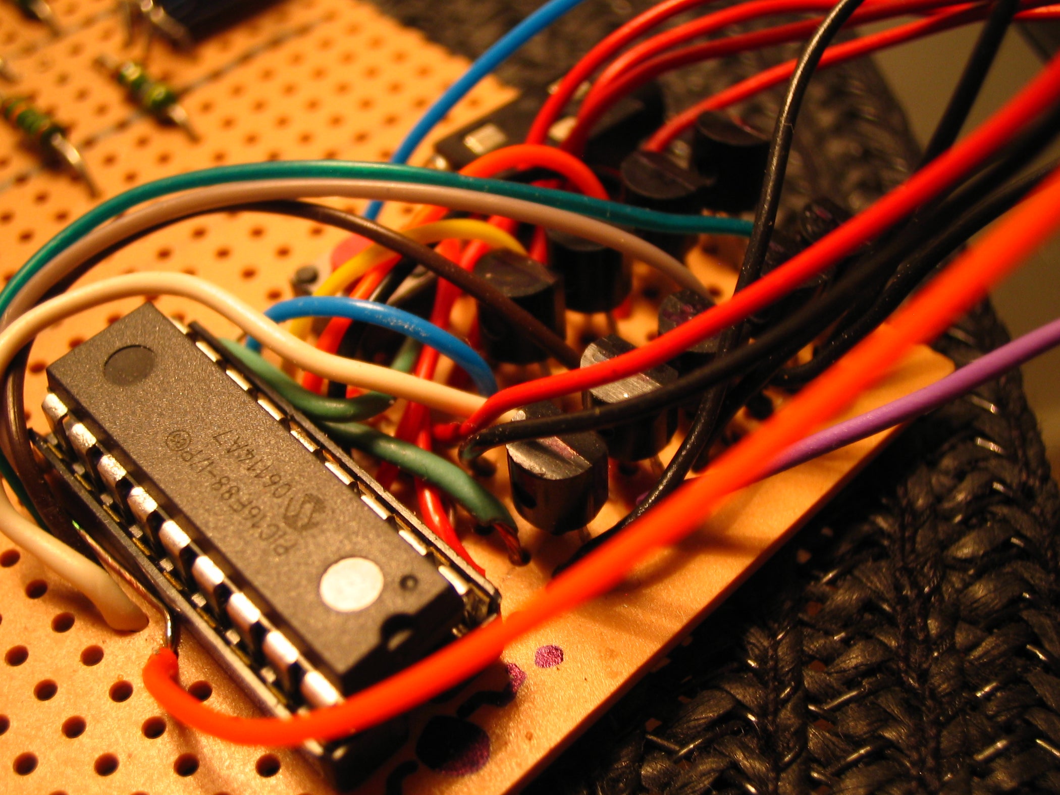Controlling A Keypad Matrix Via A Microcontroller Instructables