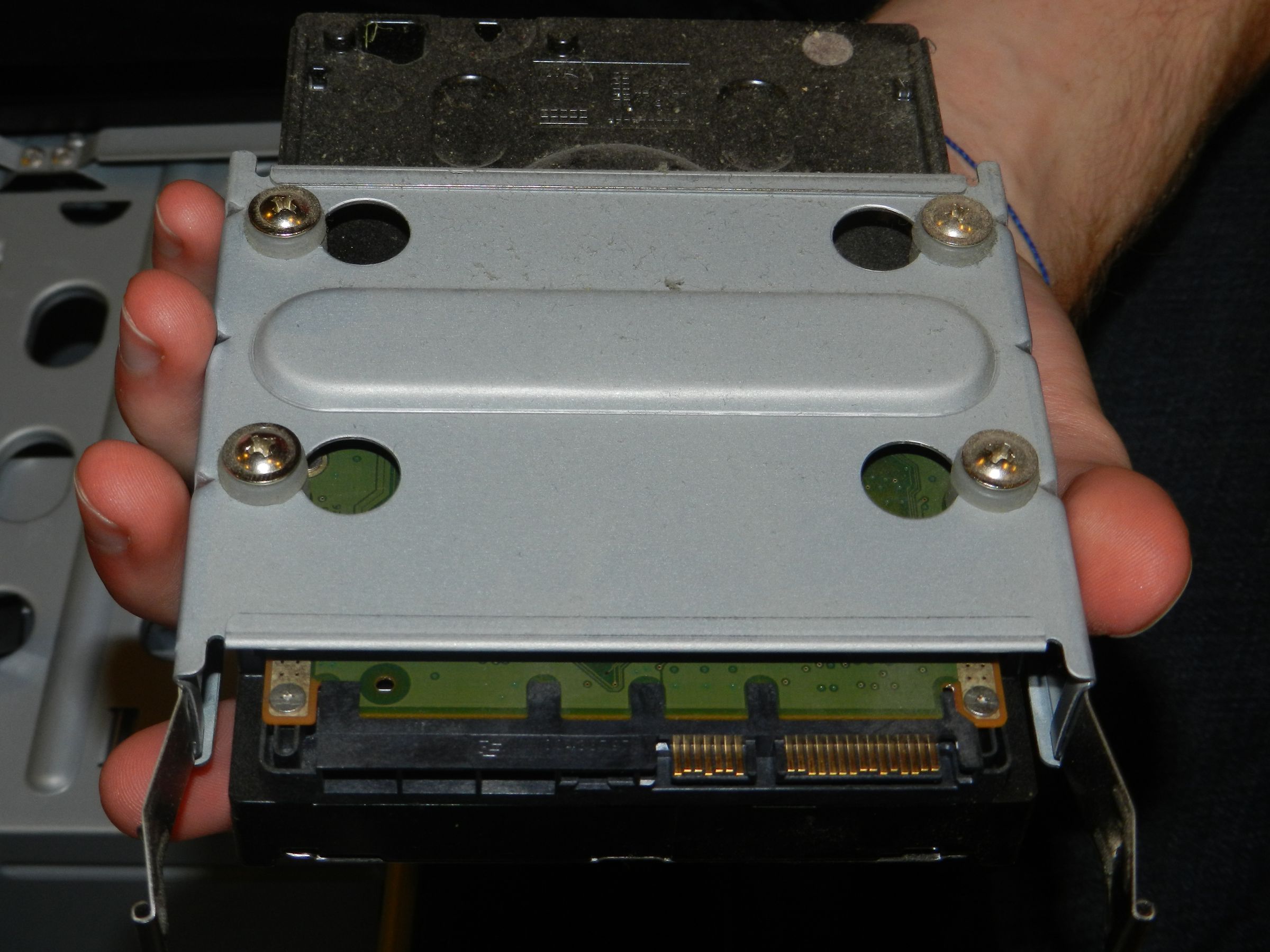 How to Add a SATA Hard Drive to Your Computer : 6 Steps - Instructables