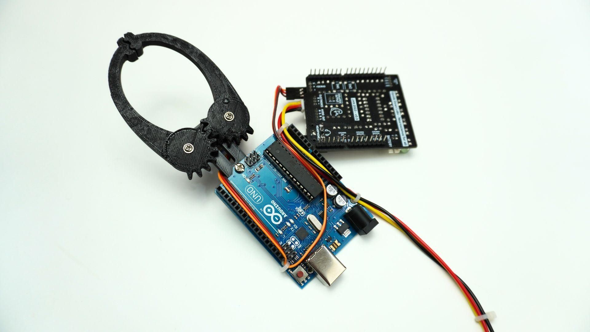 The Ultimate "Servo Claw Game" : 12 Steps (with Pictures) - Instructables