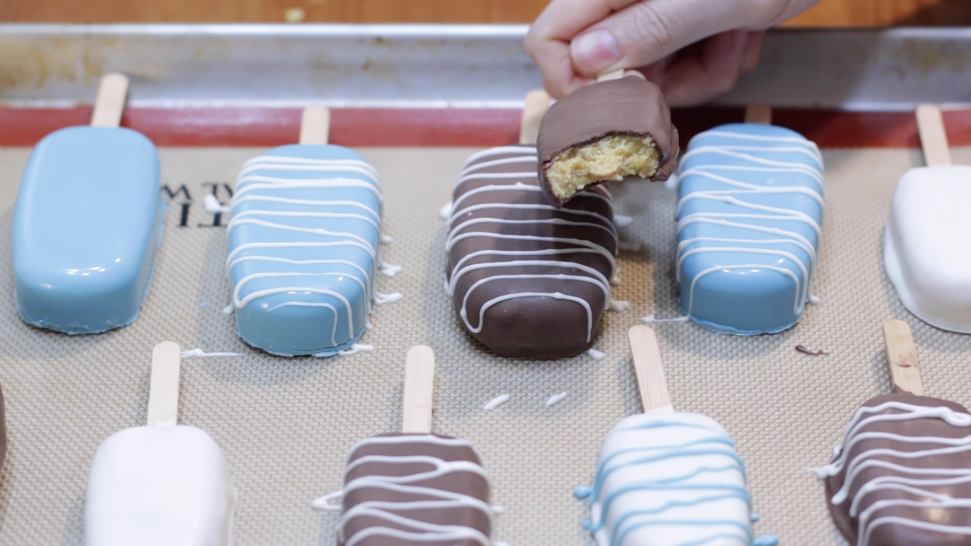 Cakesicles : 12 Steps (with Pictures) - Instructables
