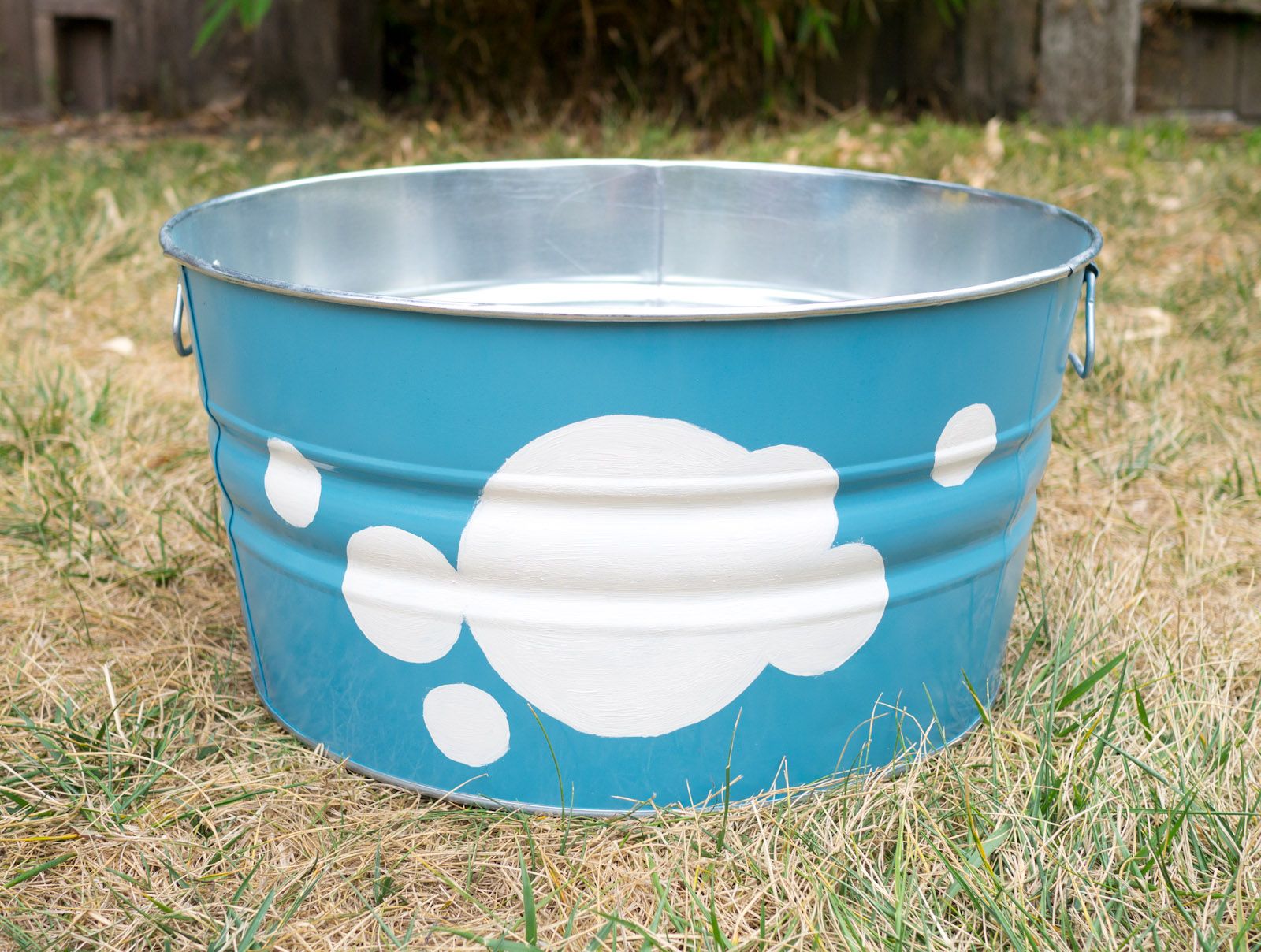 Personalized Storage Tubs : 8 Steps (with Pictures) - Instructables