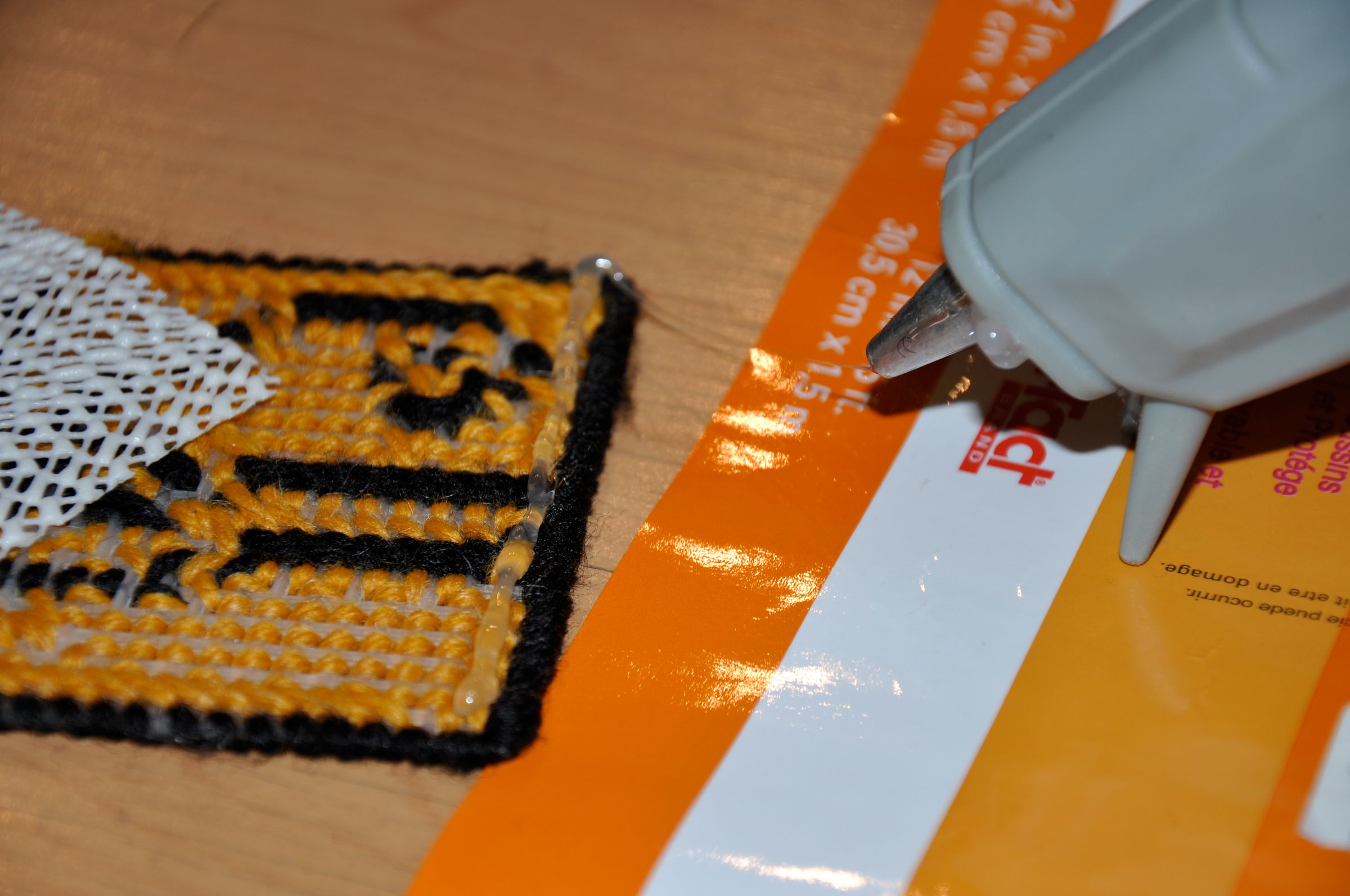 Plastic Canvas Coasters : 6 Steps - Instructables