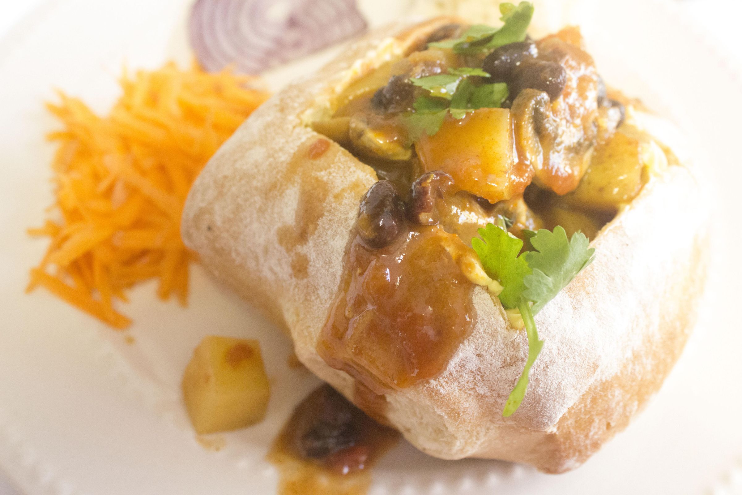 South African Bunny Chow - Curry Filled Panini : 6 Steps - Instructables