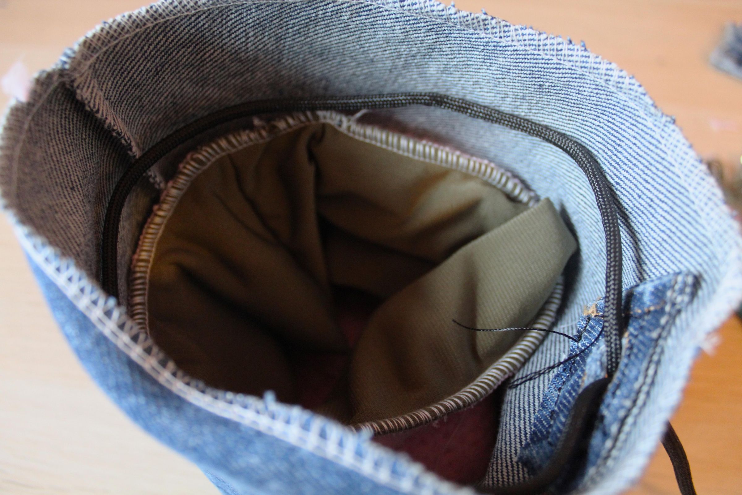 How to Make a Chalk Bag From Your Old Clothes : 13 Steps (with Pictures ...