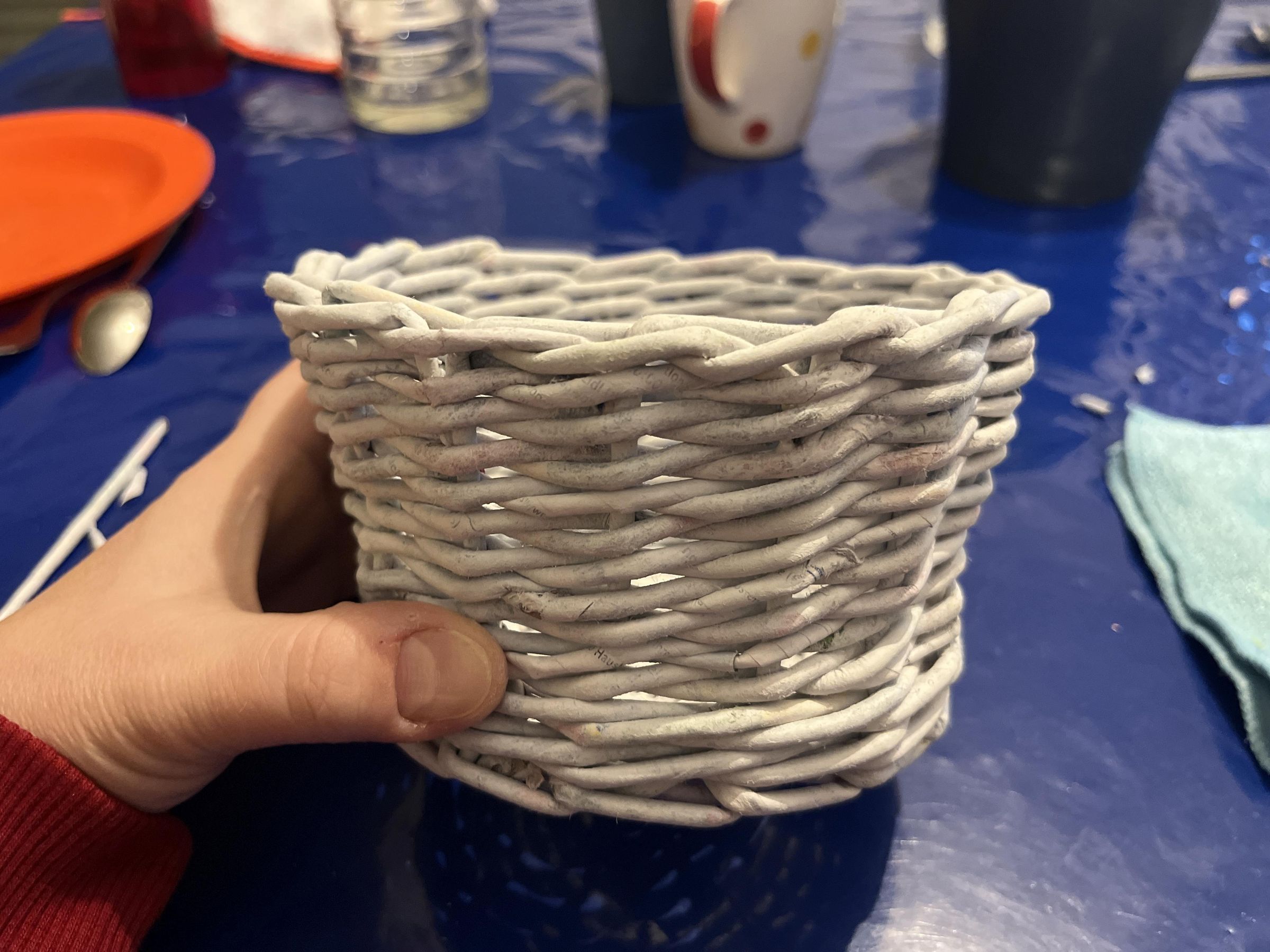 Woven Basket Made From Newspaper : 13 Steps (with Pictures) - Instructables