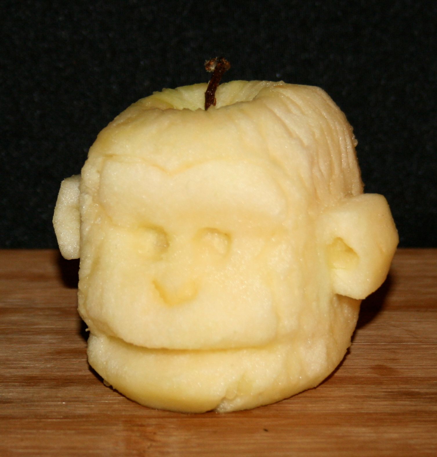 Apple Carving Faces