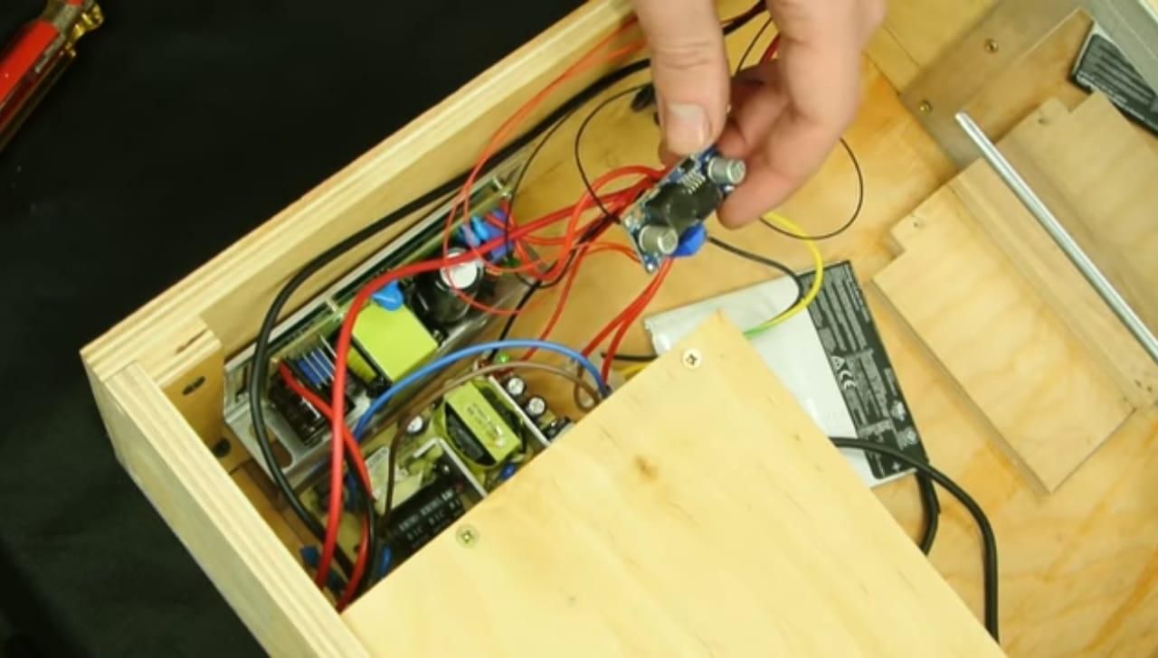 Projector Using Old Smartphones : 10 Steps (with Pictures) - Instructables