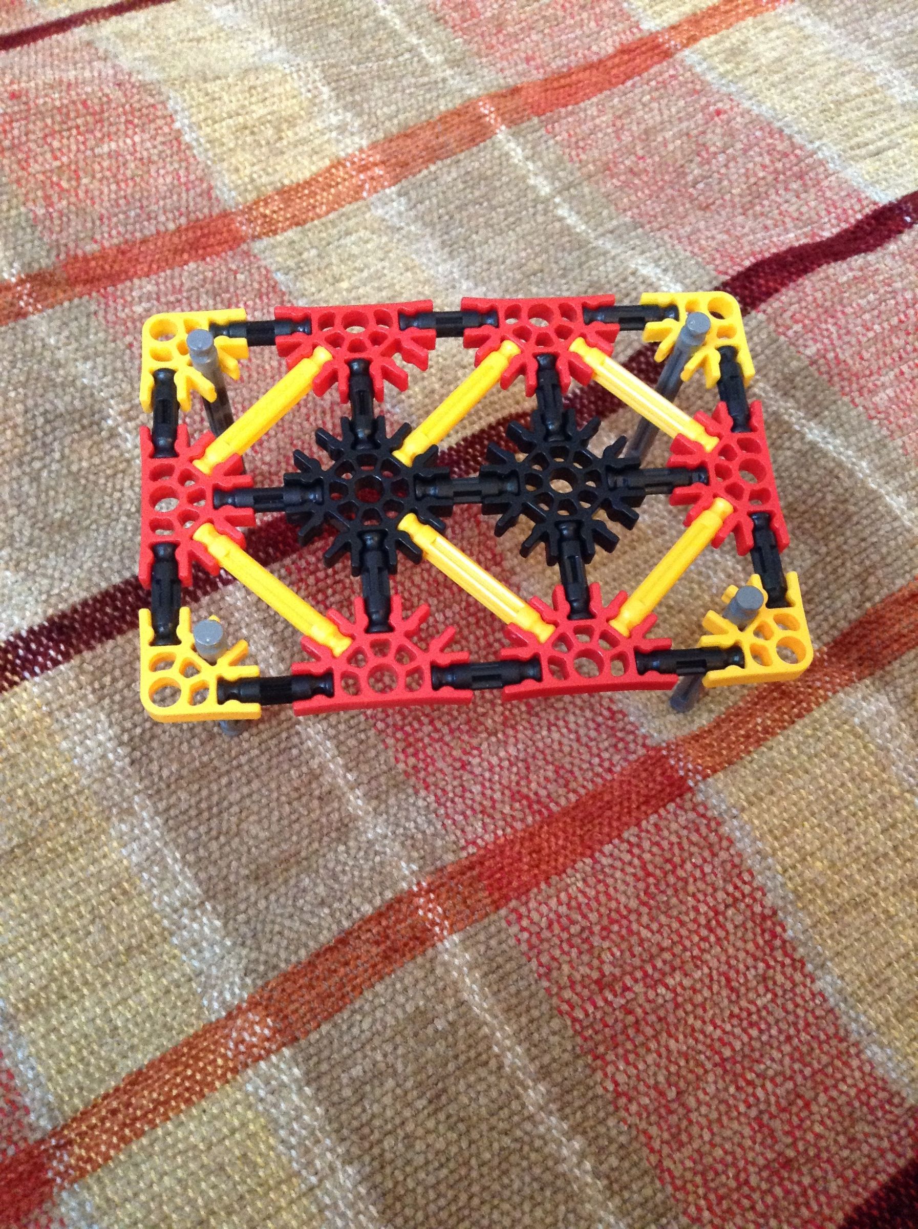 Small Knex Table - Instructables