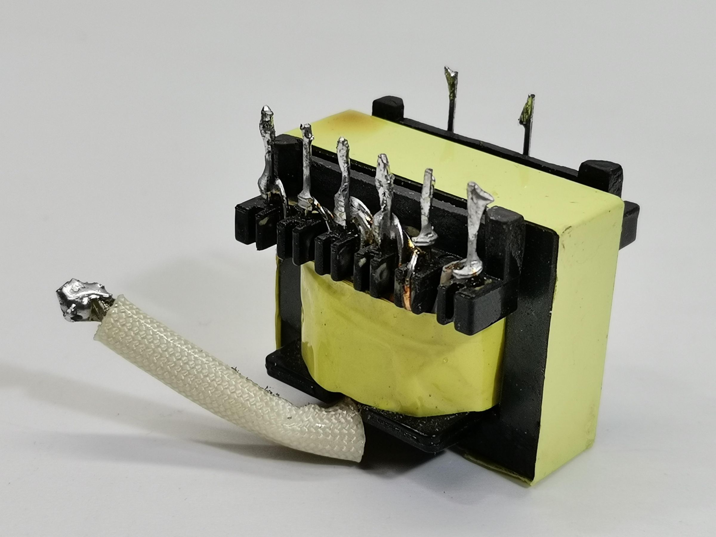 Simple Inverters 12V to 220V , Comparision, Testing, and Real ...