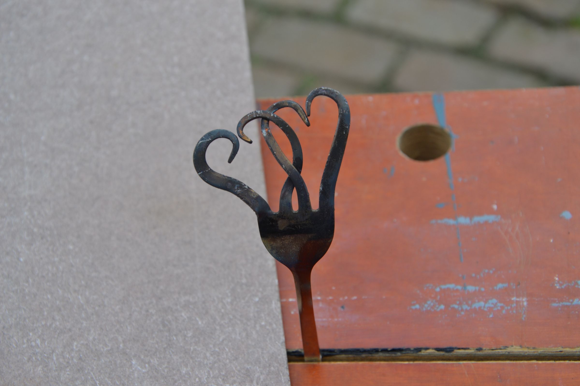 Make a Bracelet Out of a Fork : 6 Steps (with Pictures) - Instructables